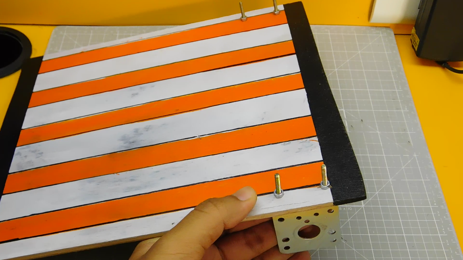 CleanSweep- the Floor Cleaning Robot! : 12 Steps (with Pictures ...