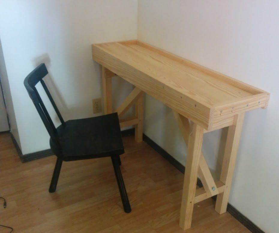 Small Portable Workbench : 8 Steps (with Pictures) - Instructables