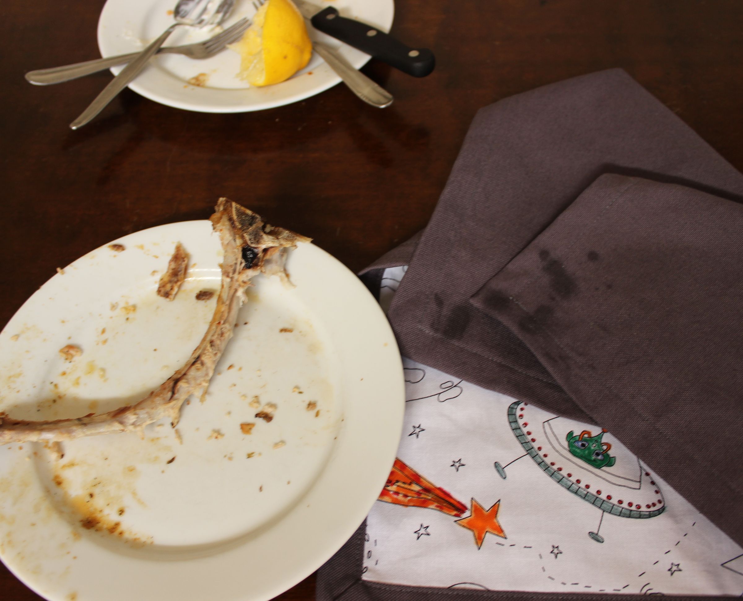 DIY Self Binding Cloth Napkins : 4 Steps (with Pictures) - Instructables