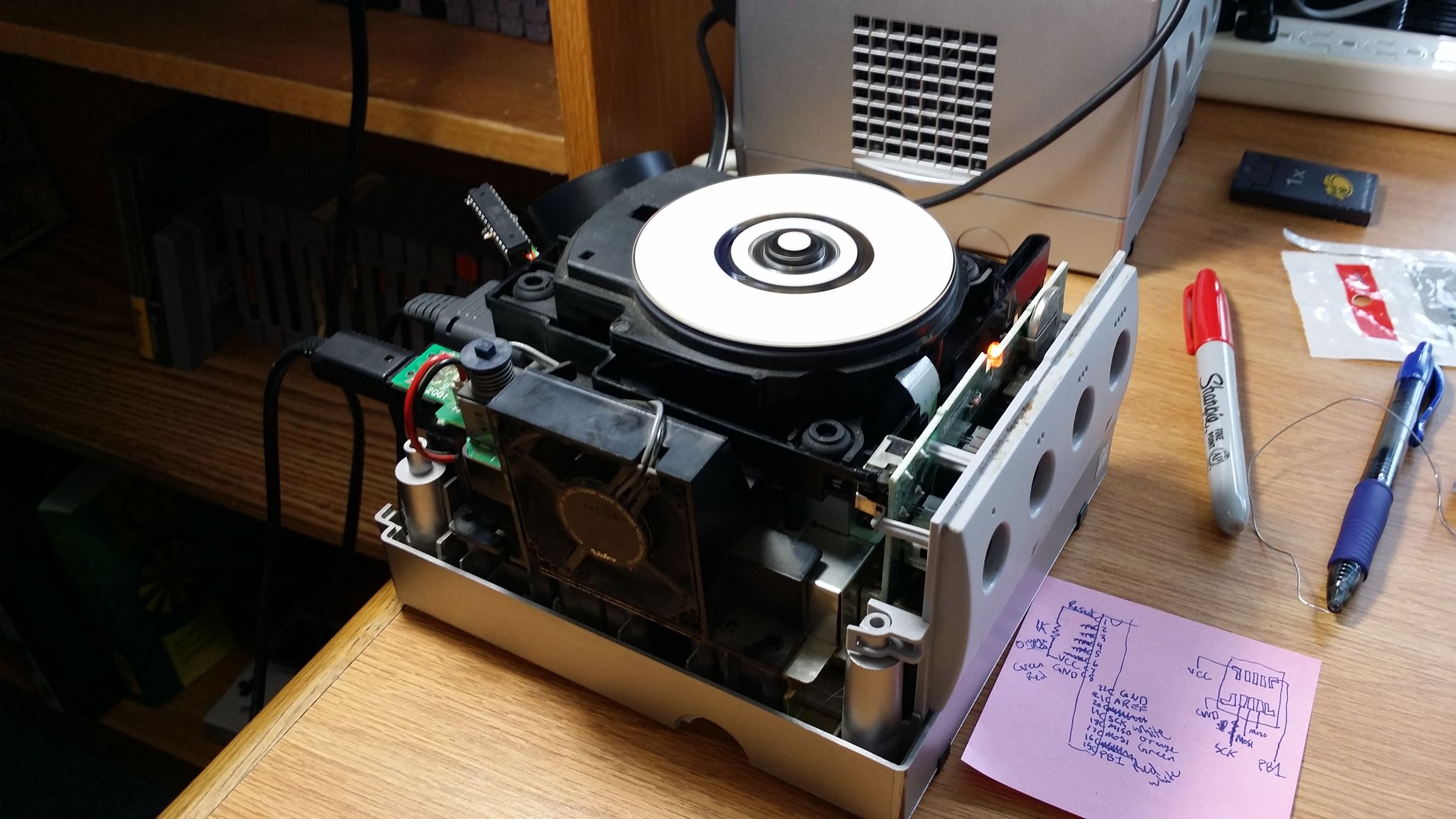 Homemade GameCube Mod-Chip : 10 Steps - Instructables