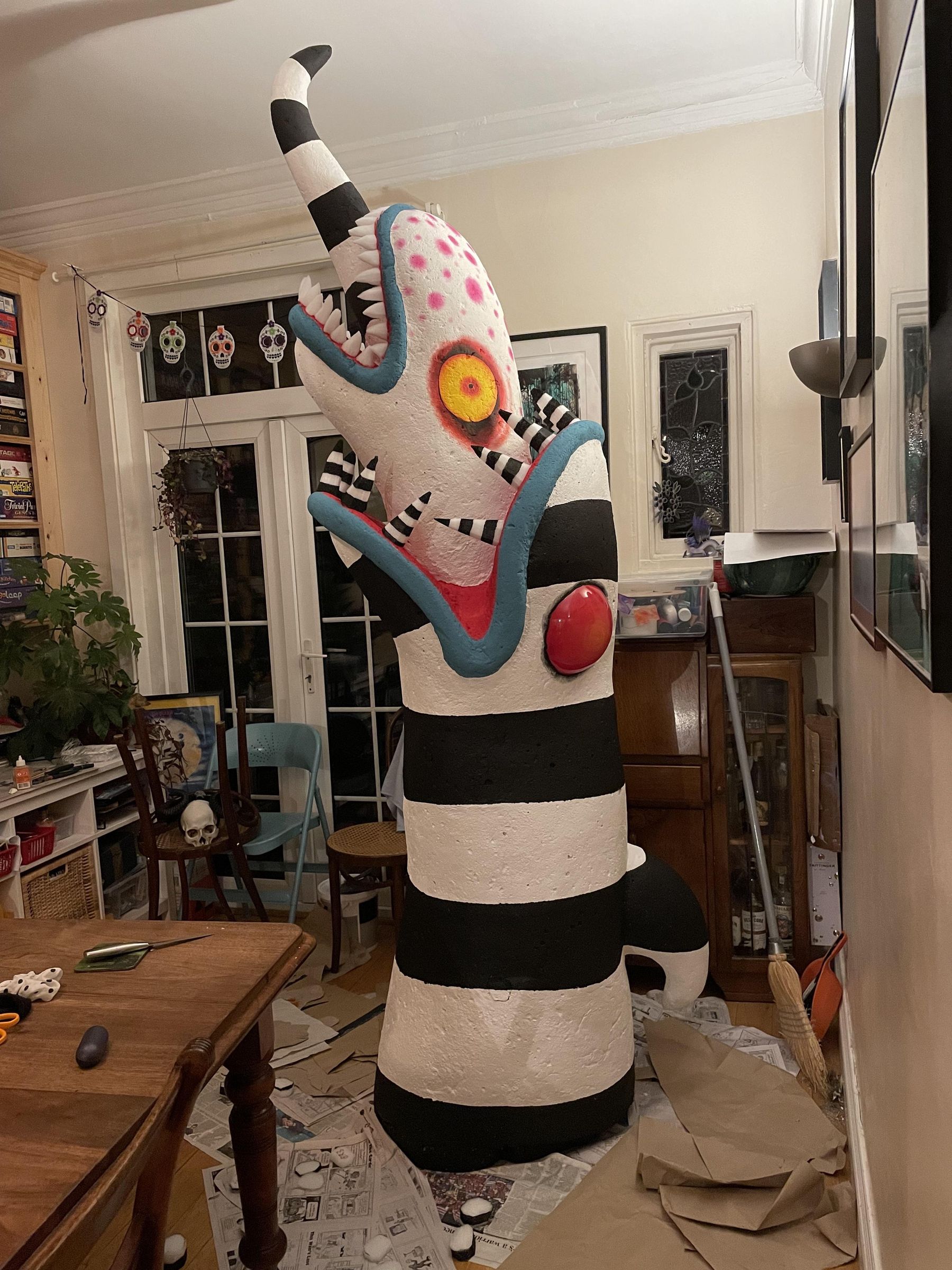 Beetlejuice Sandworm : 11 Steps (with Pictures) - Instructables