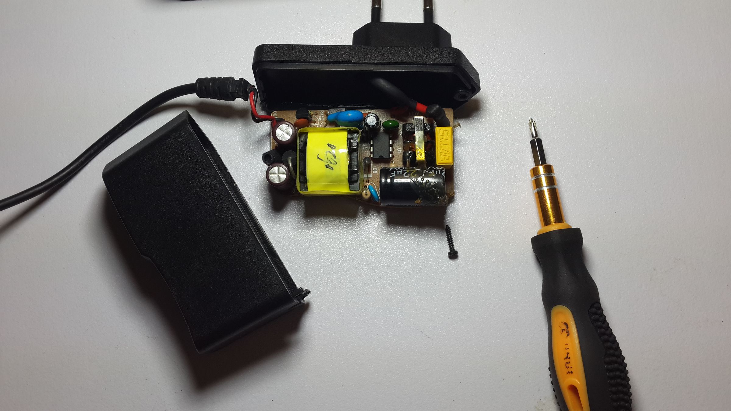 How to Convert Your Old Adapter Into Usb Charger : 9 Steps - Instructables