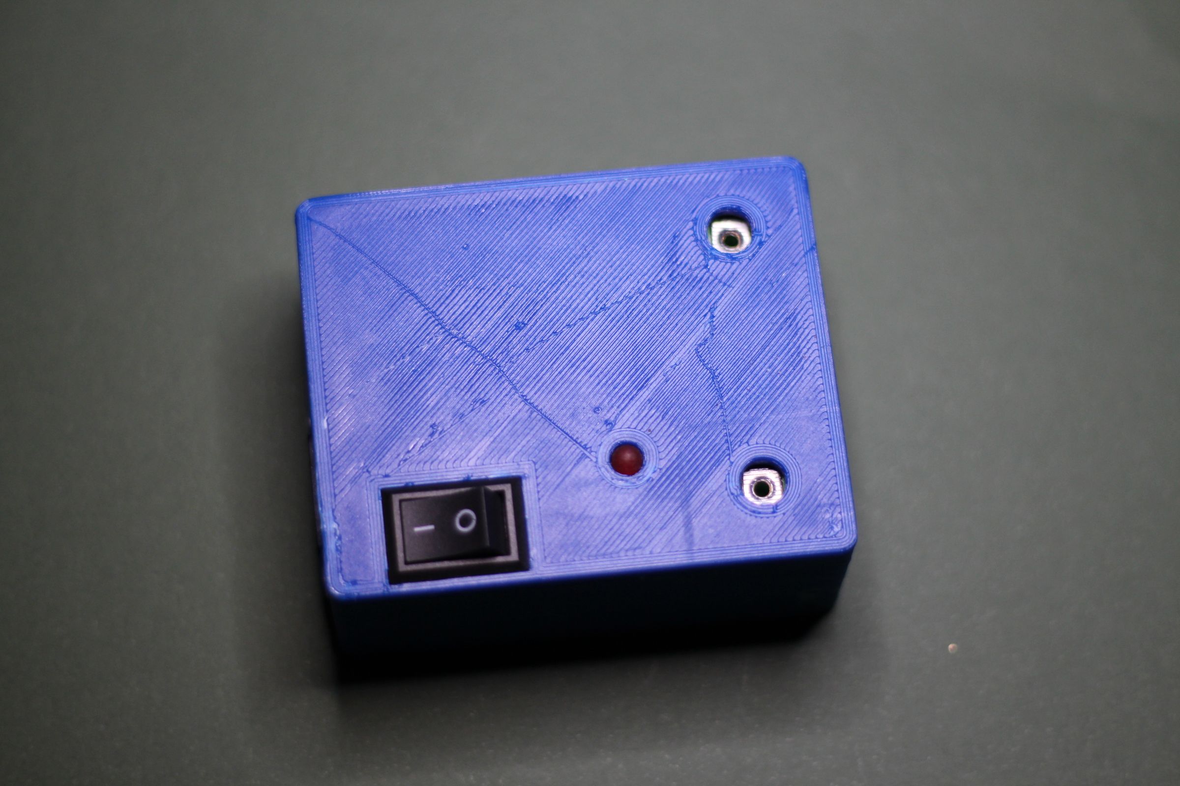 Cutter for Textile Ribbons DIY : 4 Steps - Instructables