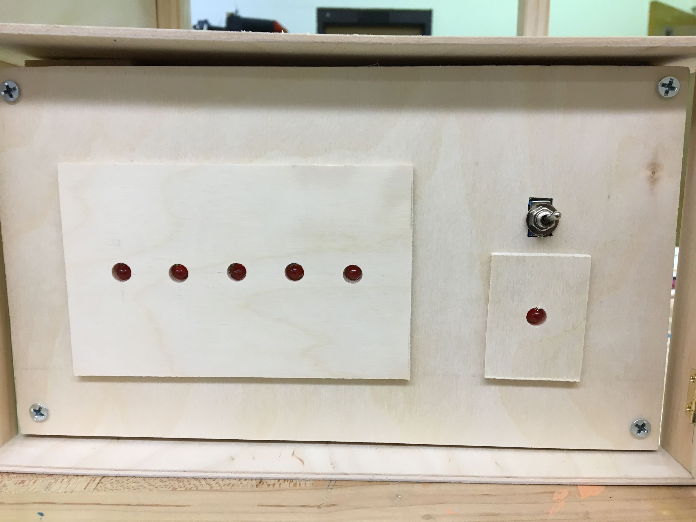 How to Make a HAL 9000 Supercomputer : 14 Steps - Instructables