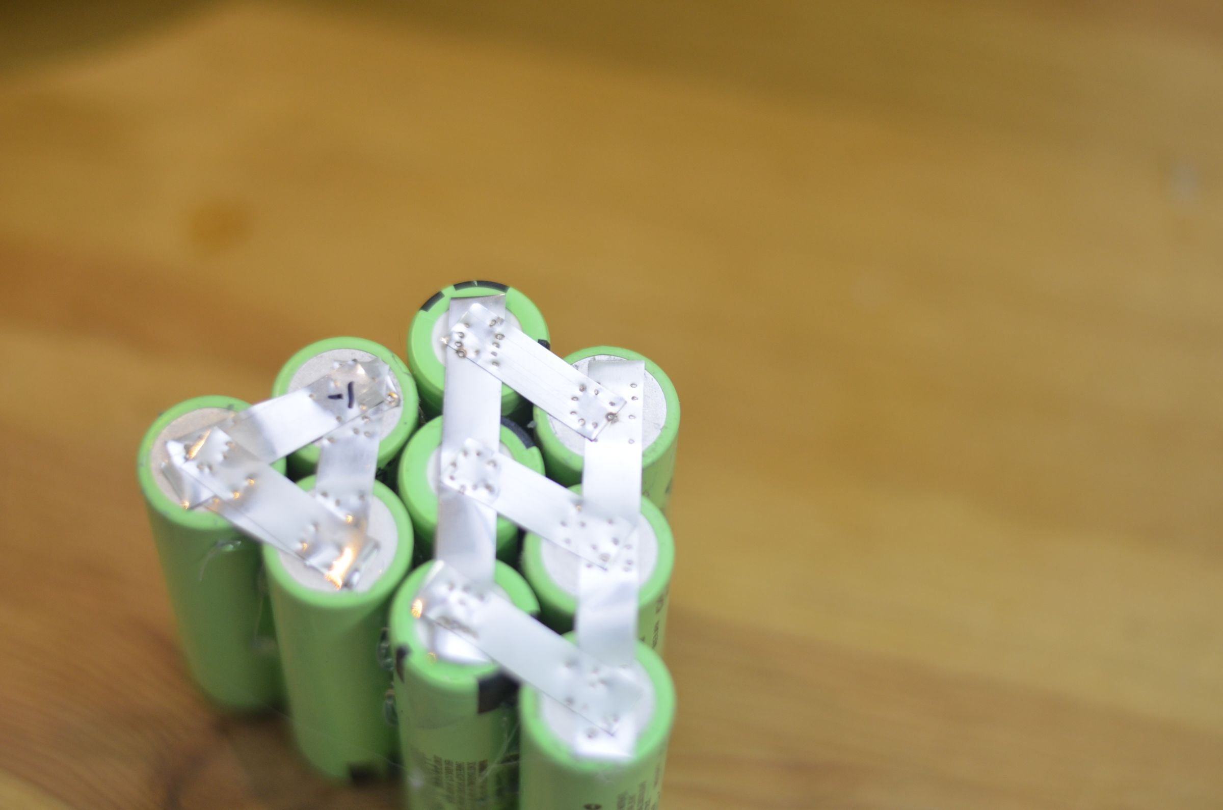 How to Make a Lithium Battery for an Electric Bicycle : 12 Steps (with ...