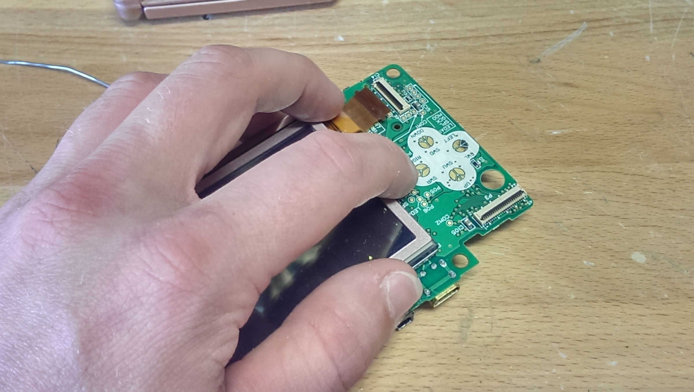 How to Fix a Broken Ds Lite : 16 Steps - Instructables