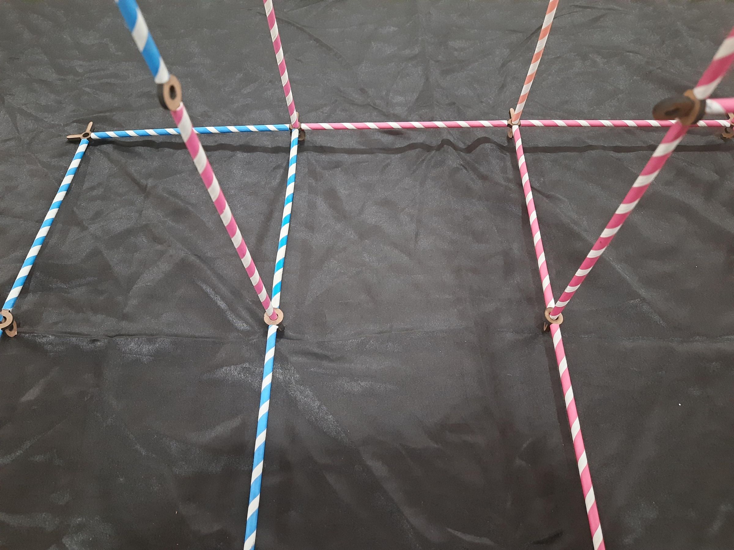 Ferris Wheel by Paper Straw ( Eco Friendly Materials) : 4 Steps ...