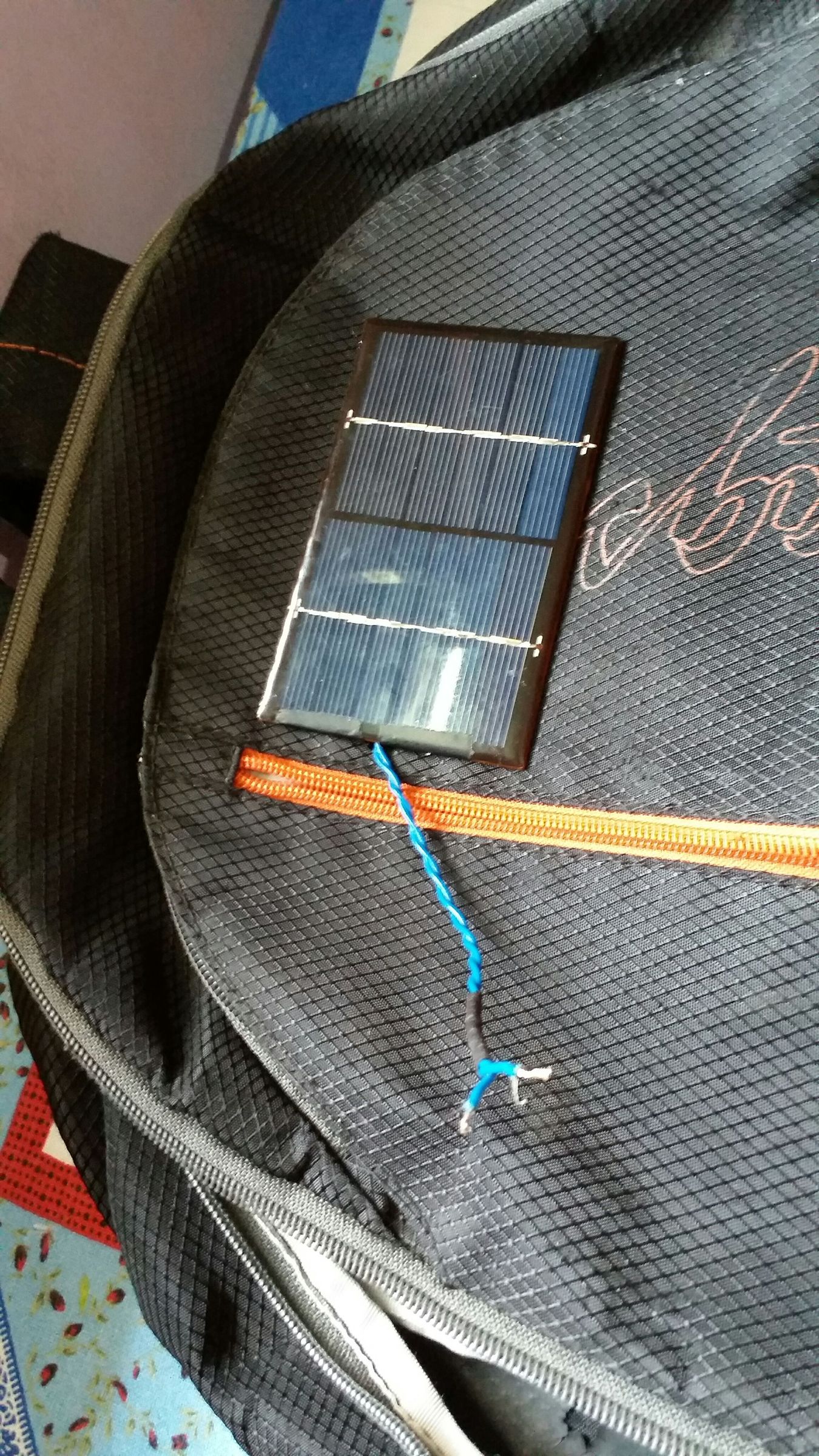 SOLAR BAG : 7 Steps (with Pictures) - Instructables