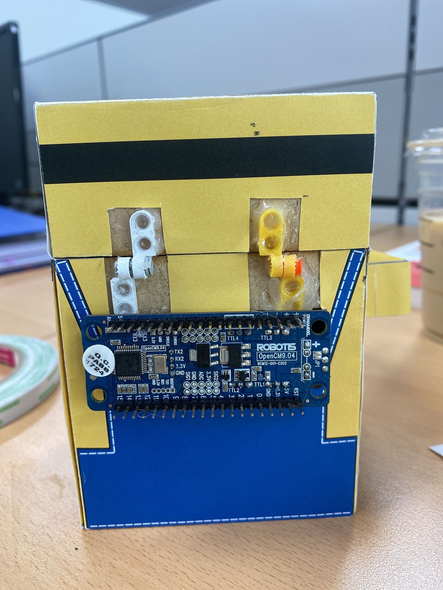 Minion Coin Eating Robot : 19 Steps (with Pictures) - Instructables