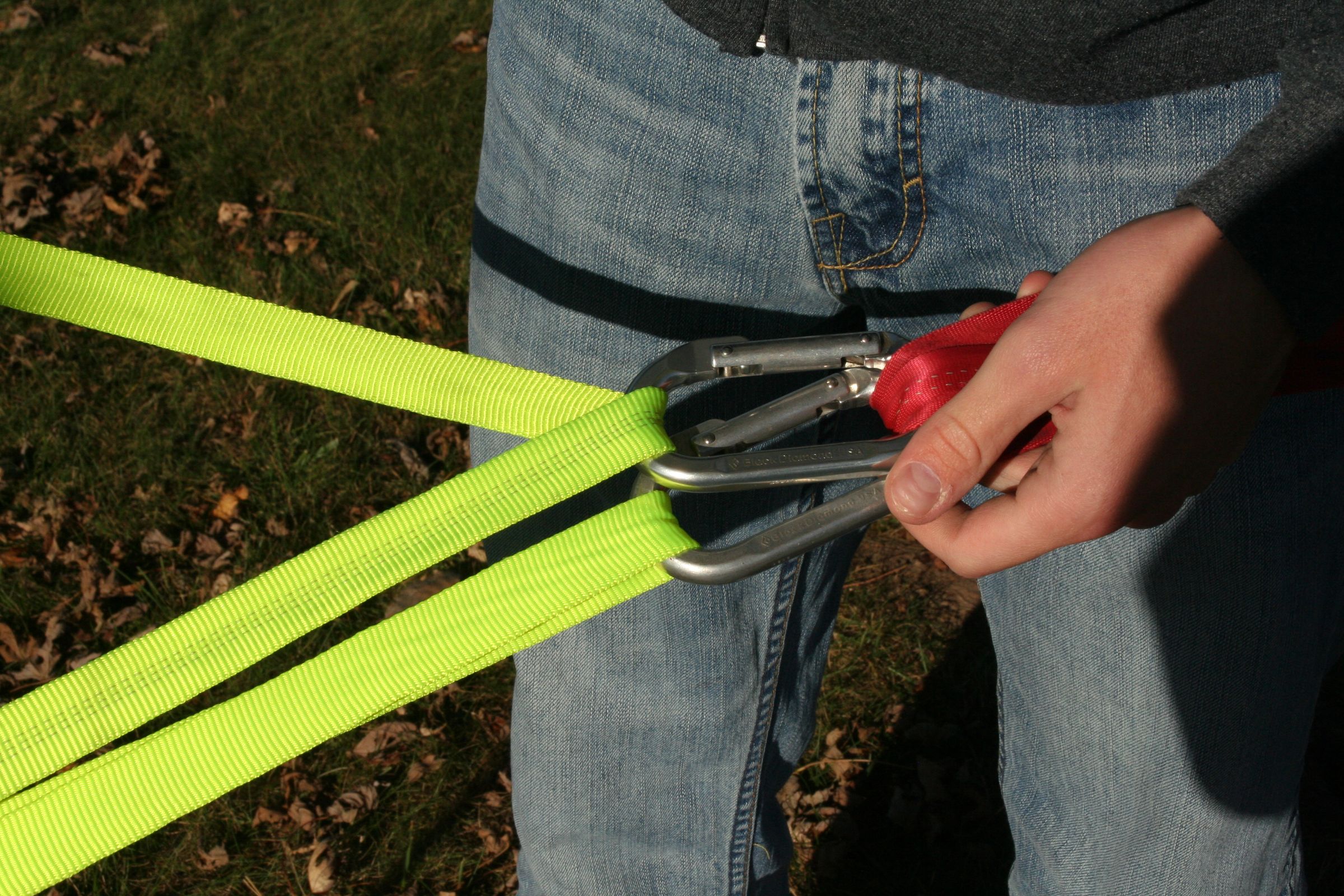How to Set Up a Slackline : 10 Steps (with Pictures) - Instructables