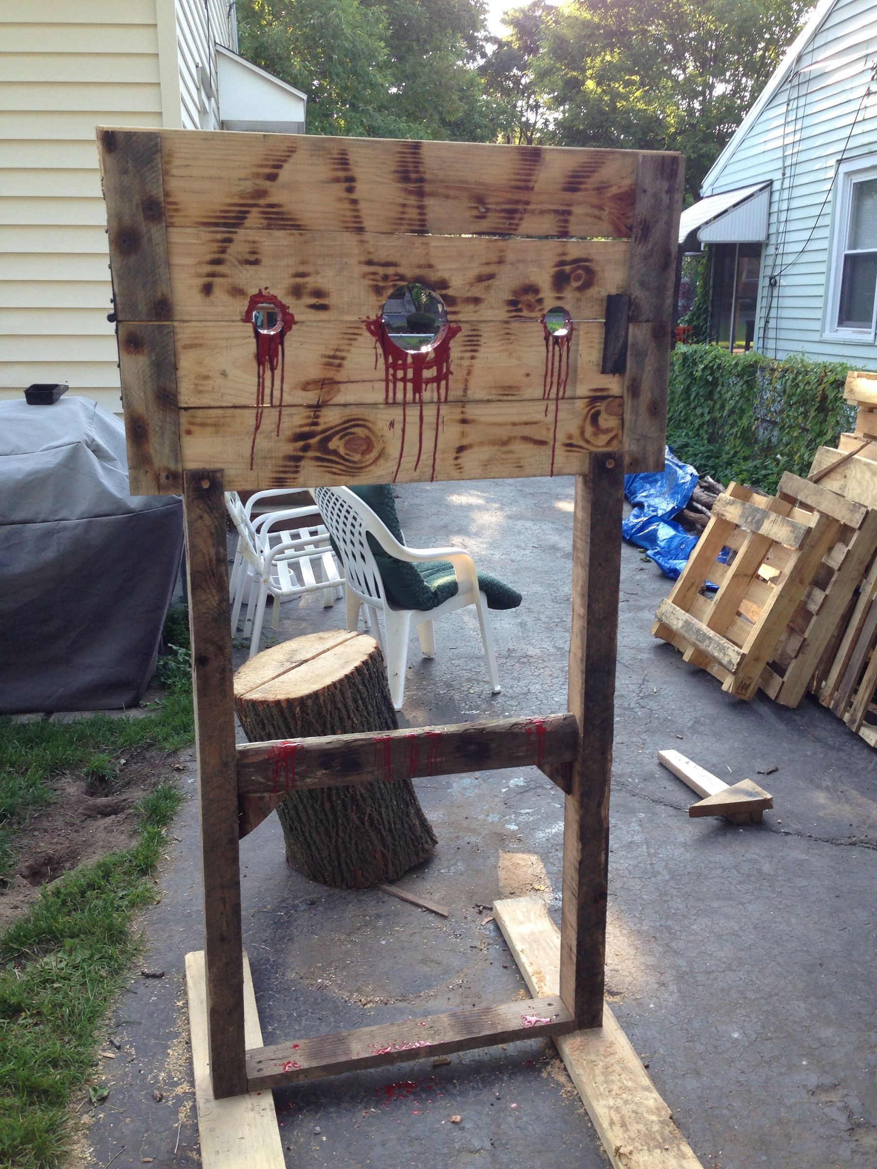 Stocks / Pillory : 6 Steps - Instructables