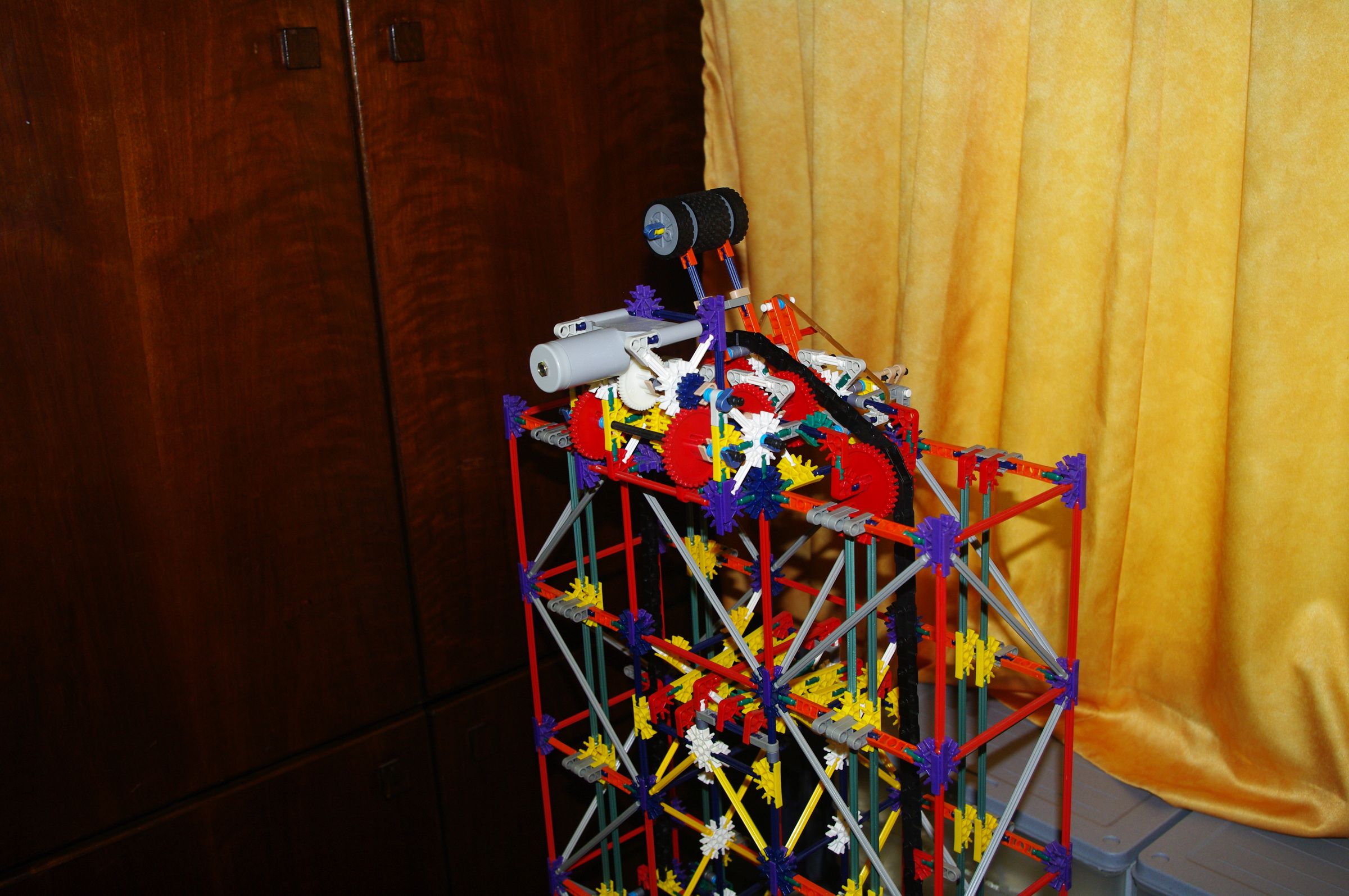 Double Chain Elevator Lift, a K'nex Ball Machine Lift : 6 Steps ...