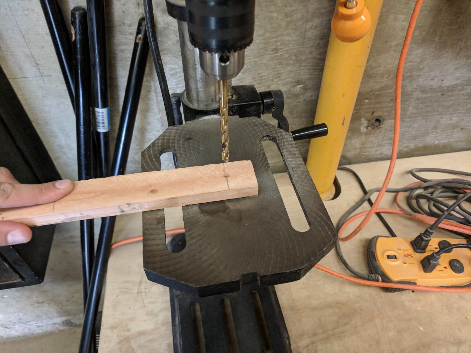 Extendo-Glove : 4 Steps - Instructables