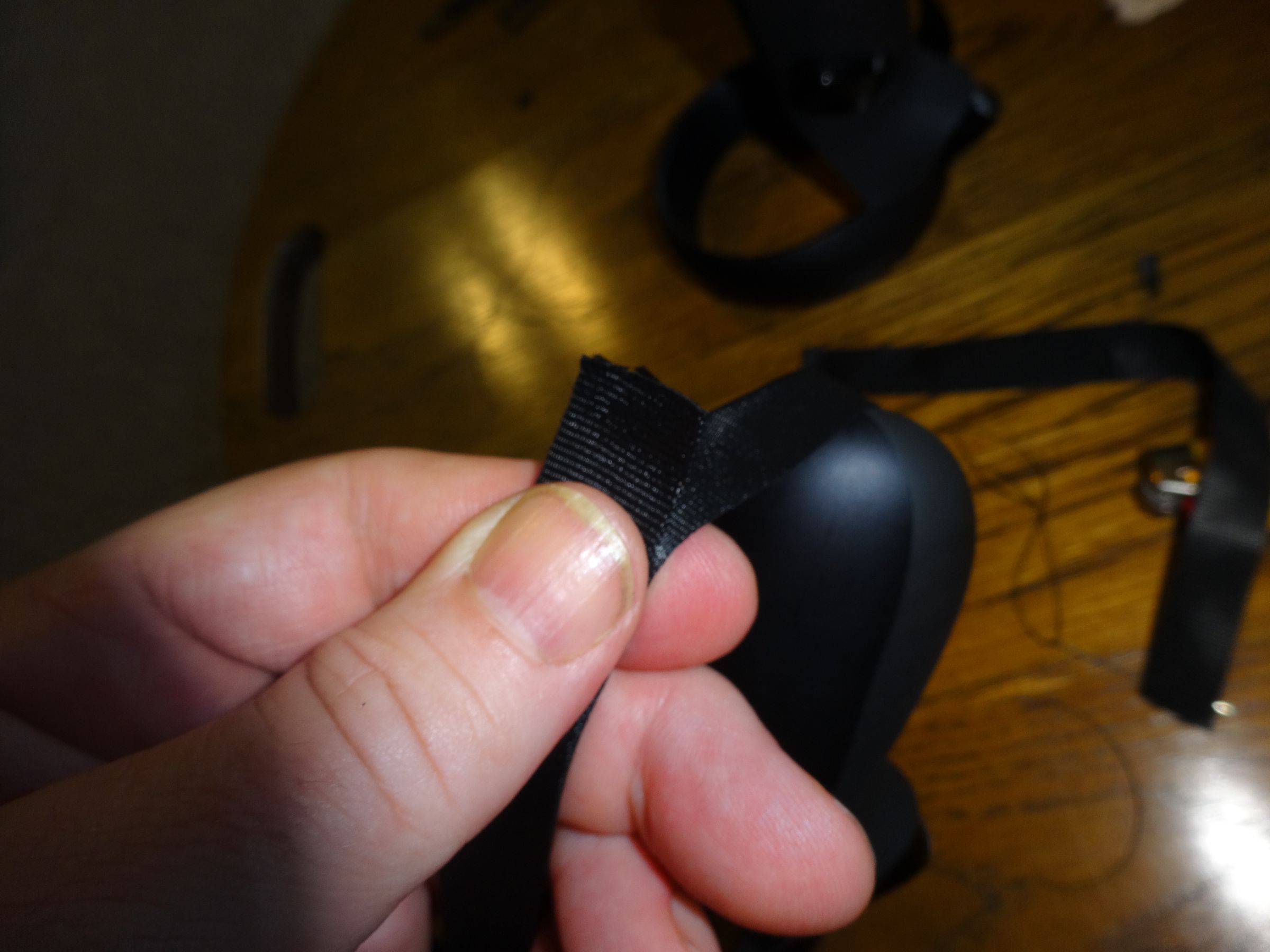 Oculus Controller Custom Strap Grip : 6 Steps - Instructables