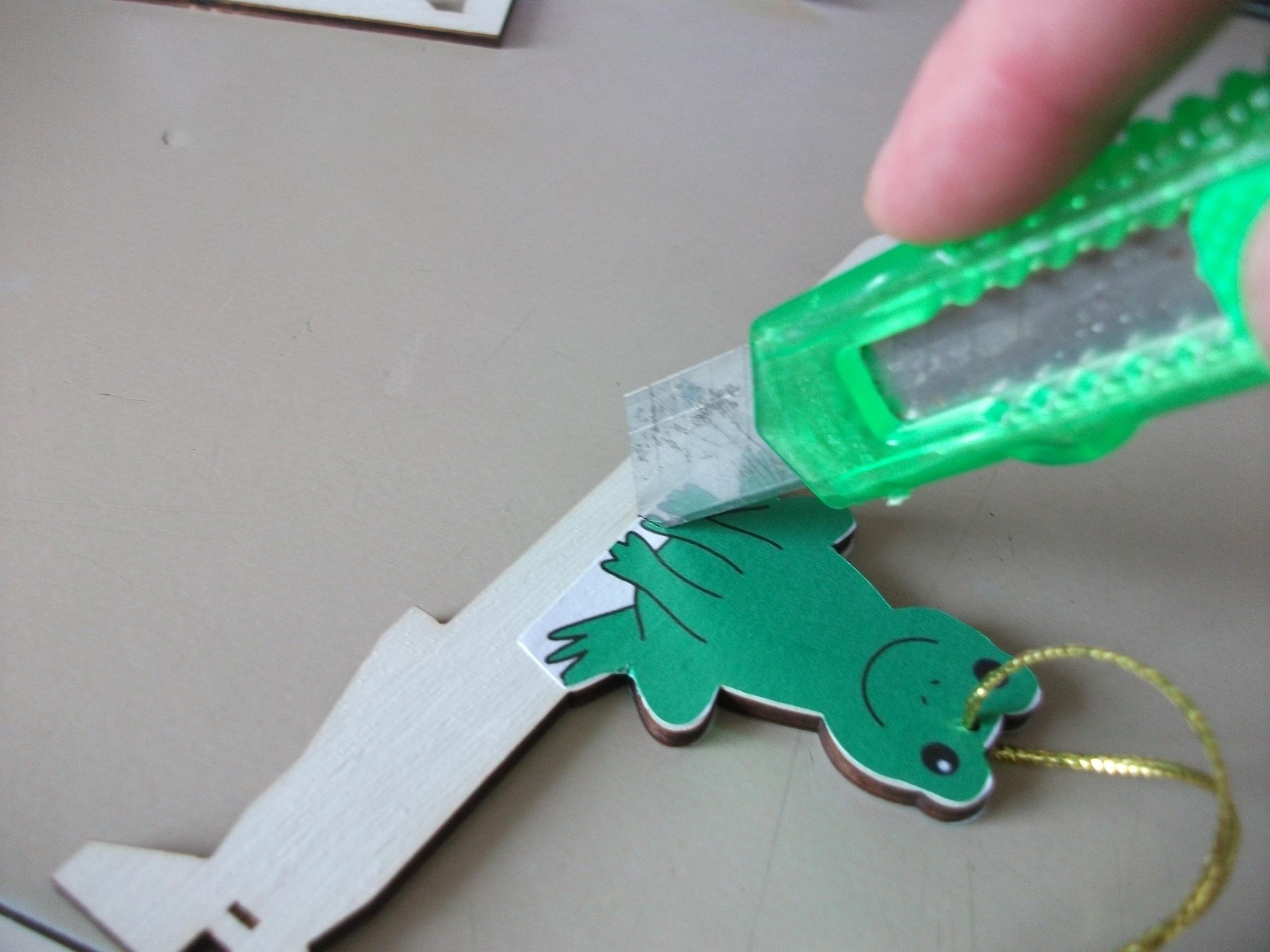 Christmas Missiletoad : 7 Steps - Instructables