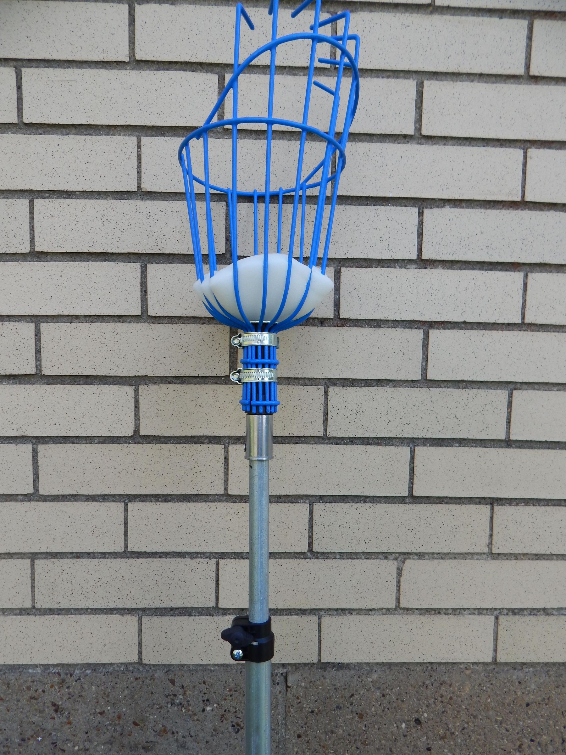DIY Fruit Picker Pole Made From EMT Conduit : 6 Steps - Instructables