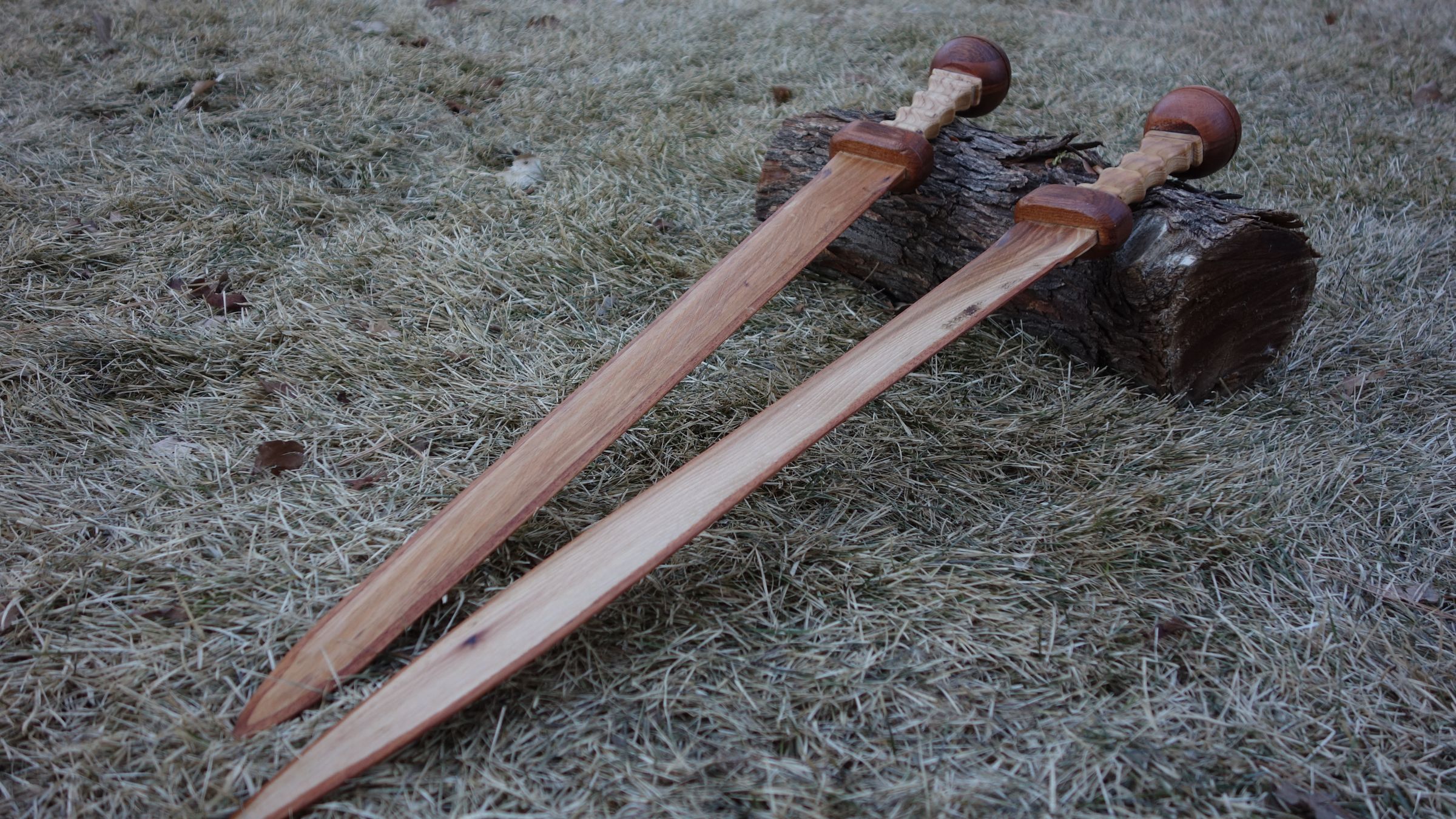 Wooden Gladius Swords : 7 Steps (with Pictures) - Instructables
