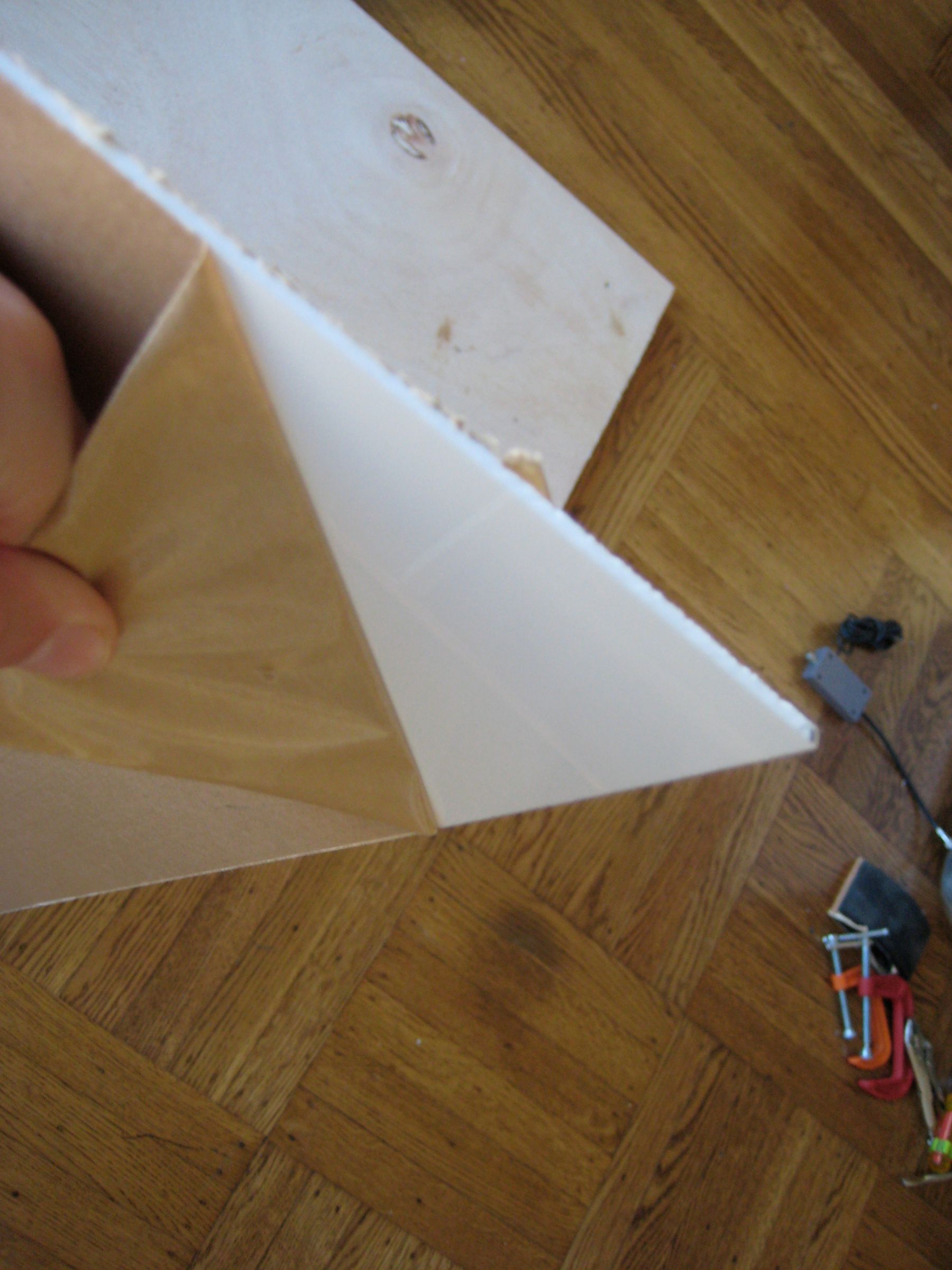 Basic Work Table : 9 Steps - Instructables