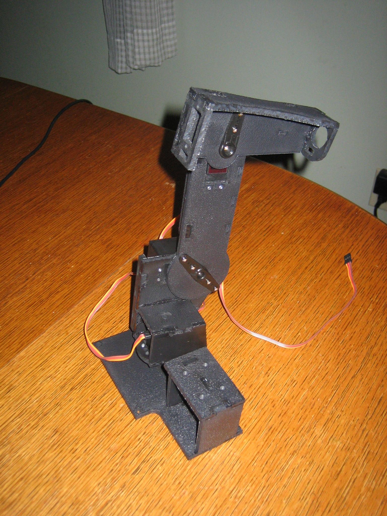 TROBOT: a Miniature Articulated Robot : 7 Steps (with Pictures ...