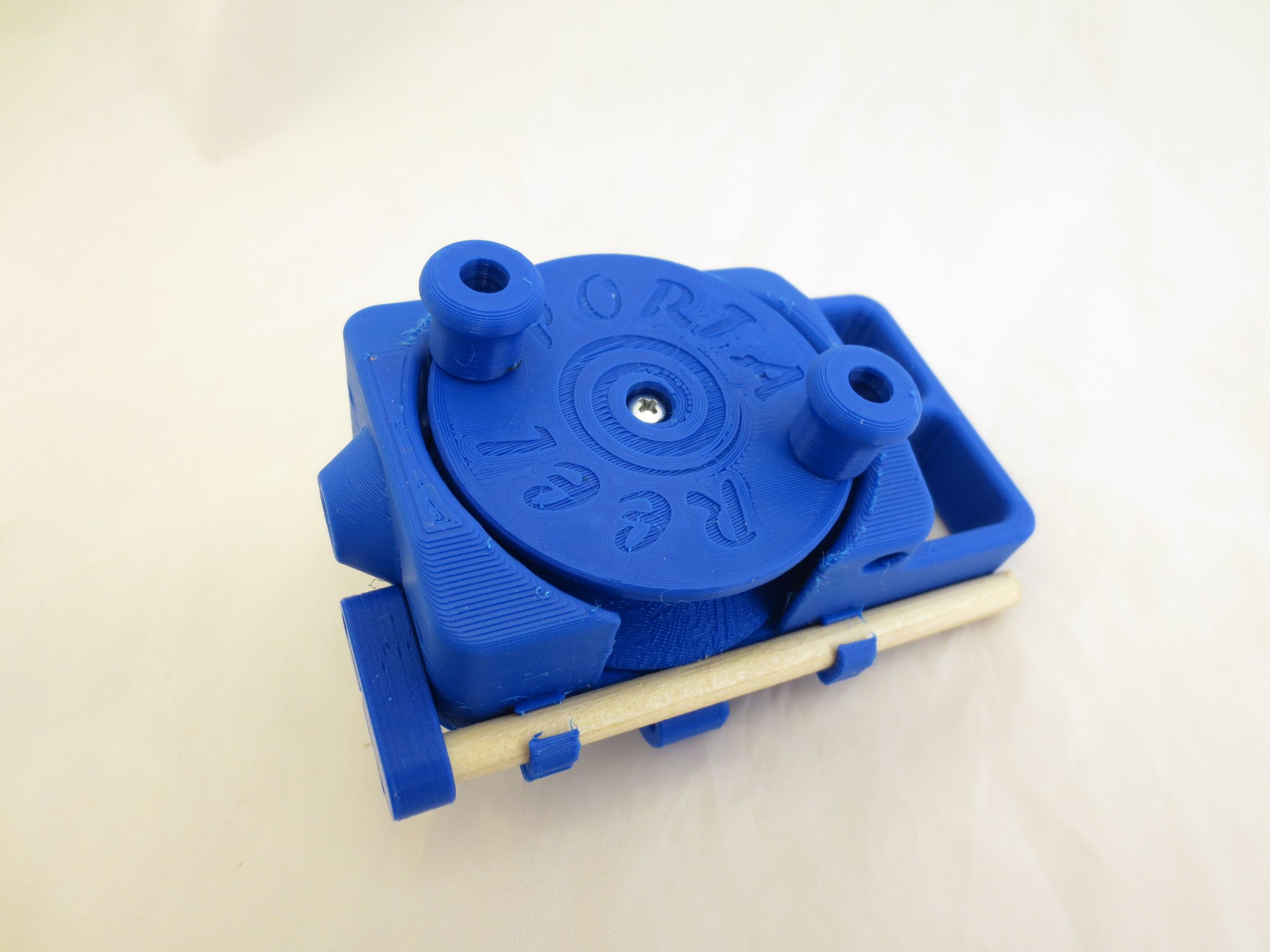 PortaReel Portable Fishing Pole : 6 Steps (with Pictures) - Instructables