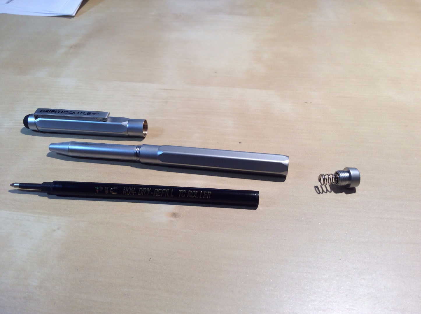 Pen Re-fill Modification : 8 Steps - Instructables