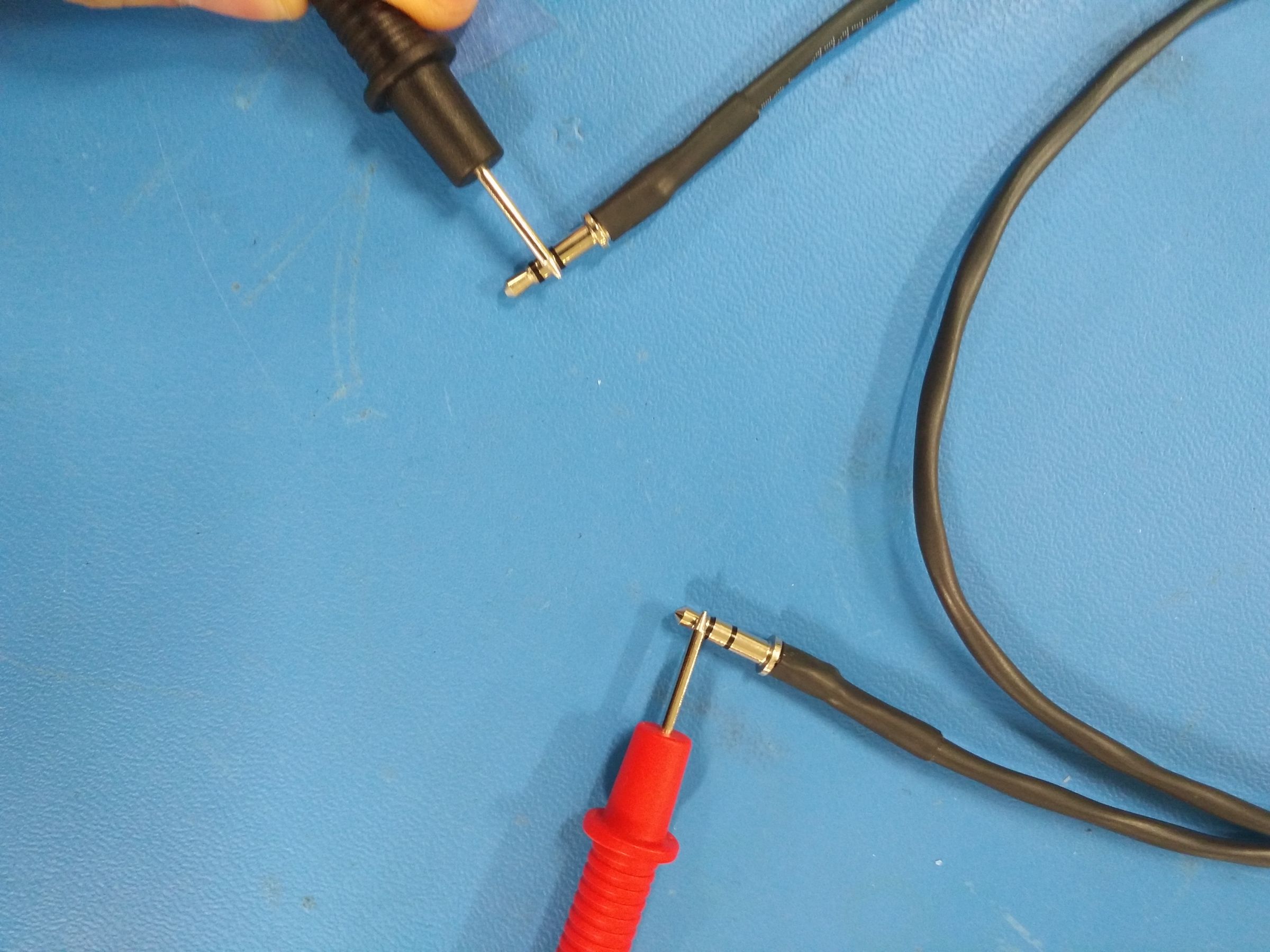 Assemble an AUX Cord : 11 Steps (with Pictures) - Instructables