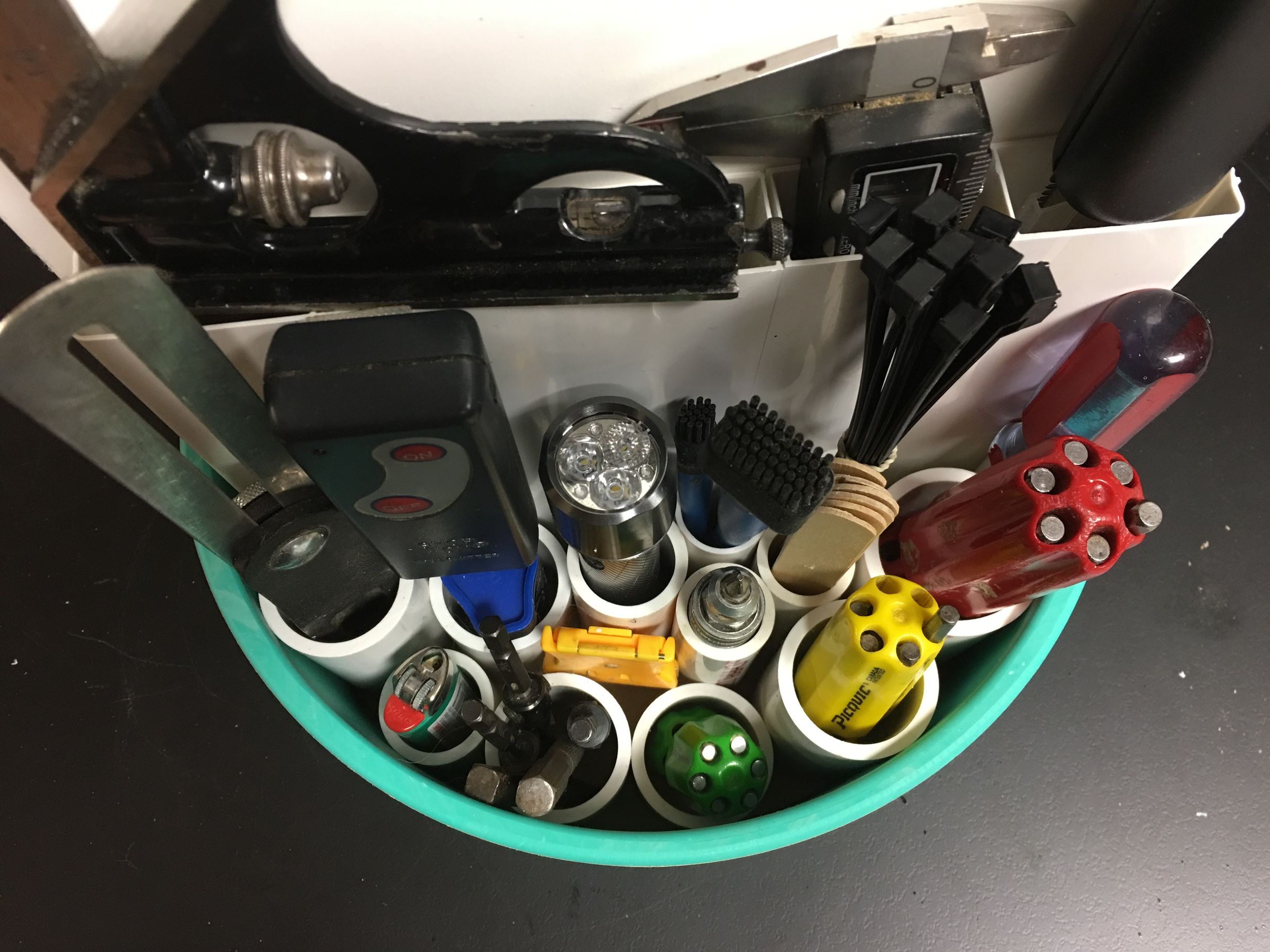Handy PVC Tool Tote : 14 Steps (with Pictures) - Instructables