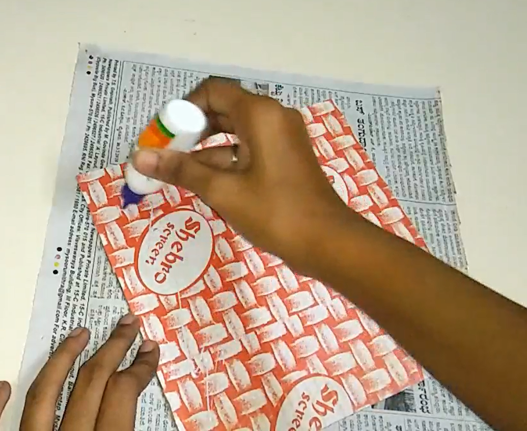 Holder From Paper : 8 Steps - Instructables