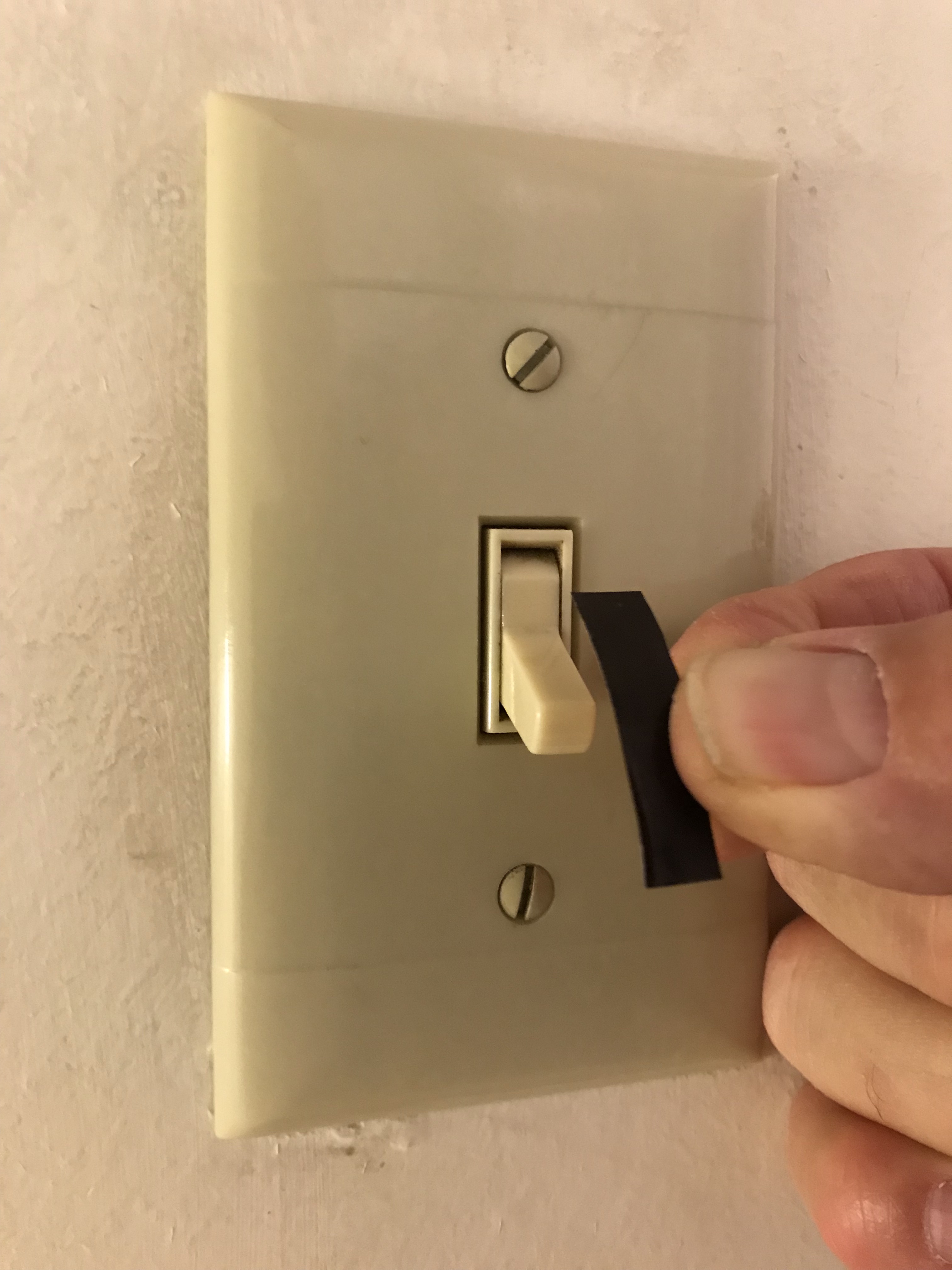 Elbow Flip Switch : 3 Steps (with Pictures) - Instructables