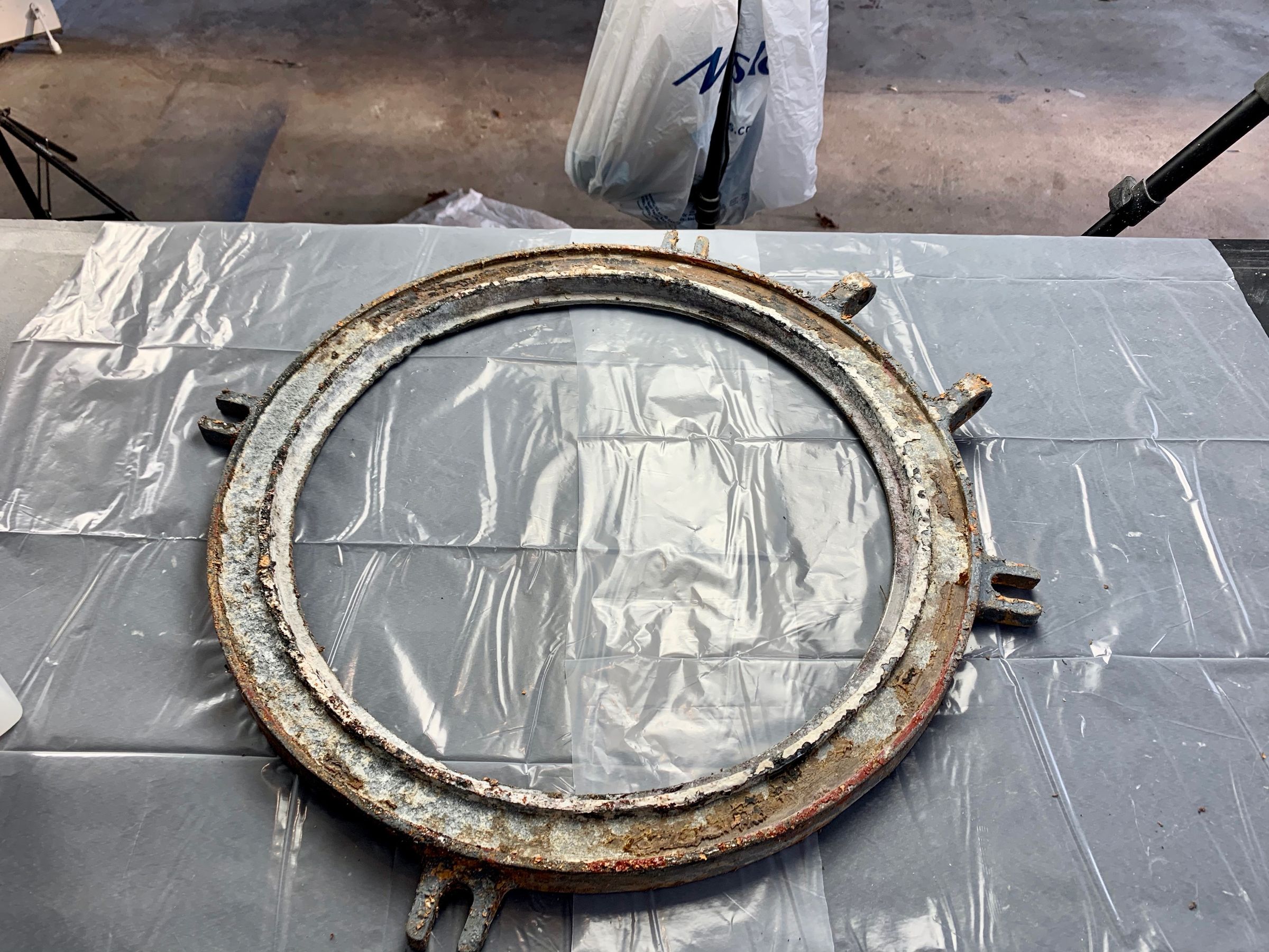 Make a Porthole Table - Cool Outdoor Decor! : 8 Steps (with Pictures ...