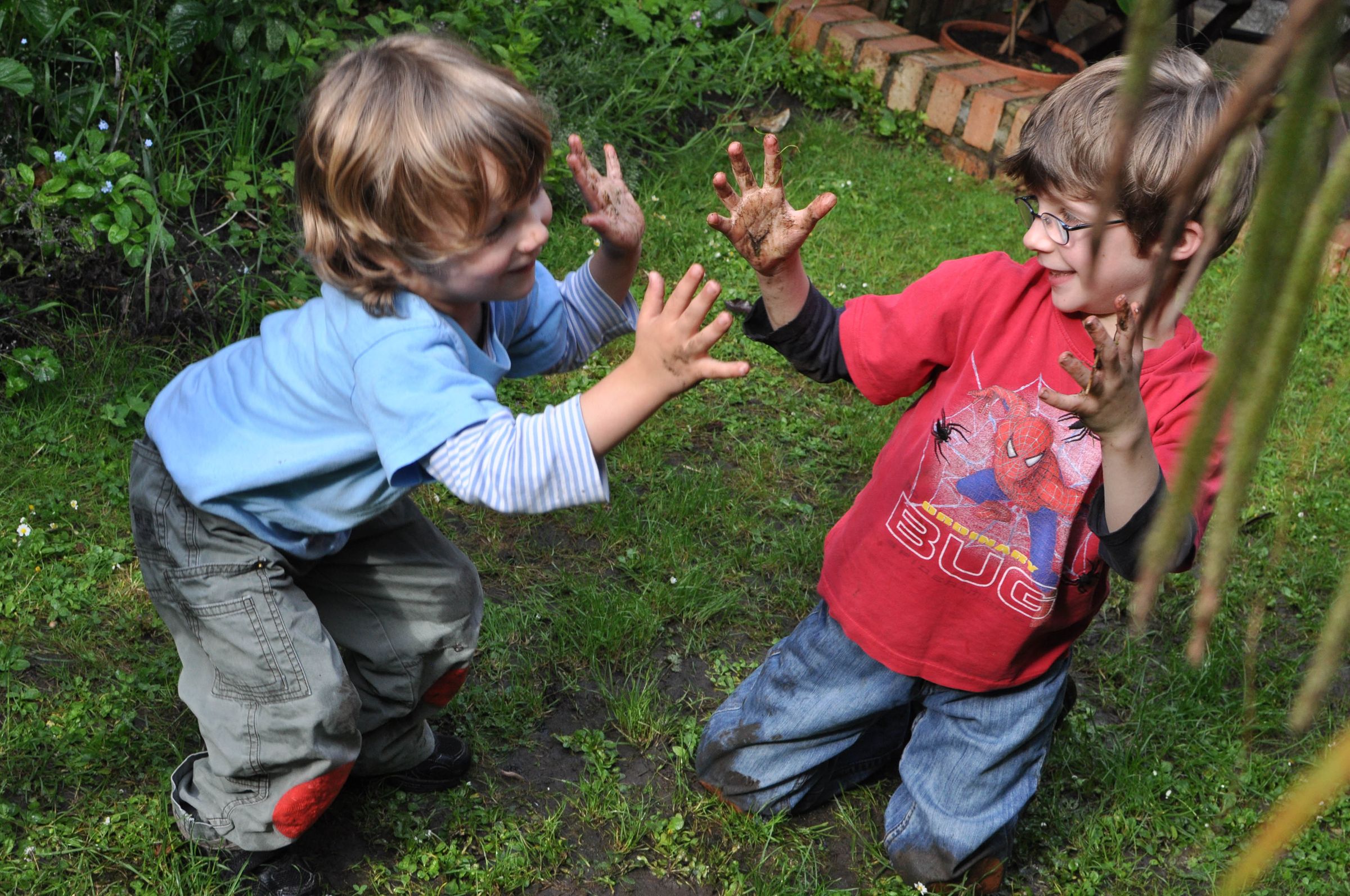 How to Create a Hard-wearing Knee Patch for Your Kid's Pants! : 6 Steps ...