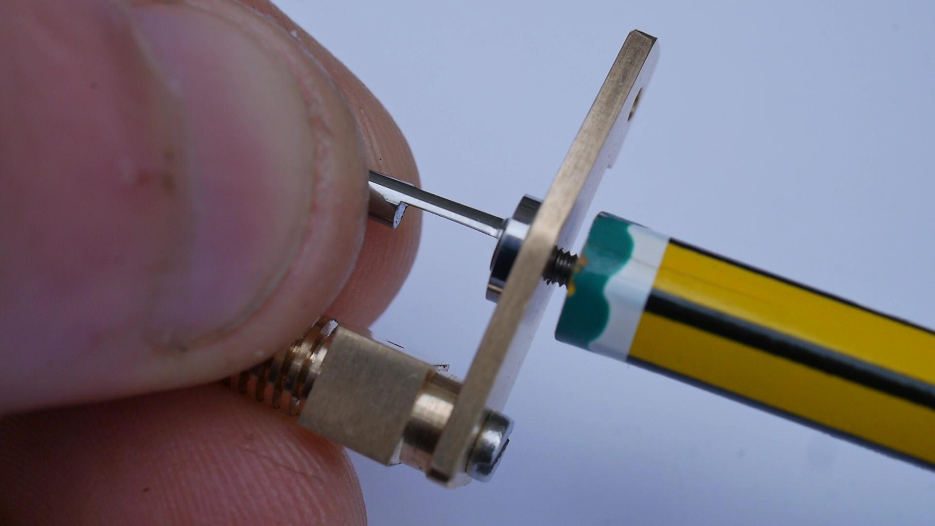 A Miniature Beam Stirling Engine : 11 Steps (with Pictures) - Instructables