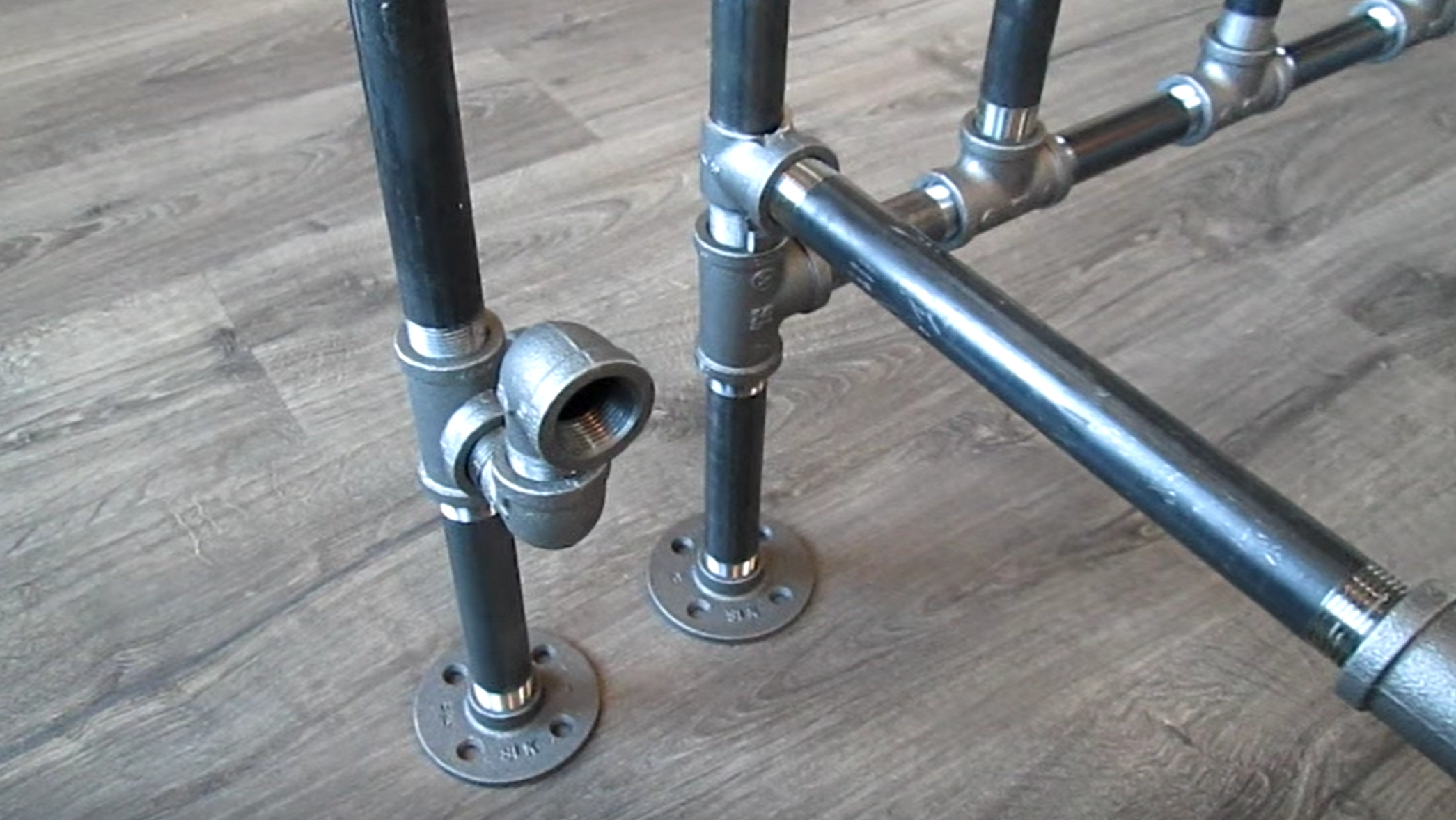 DIY Pipe Bed With NO Tools! : 7 Steps - Instructables