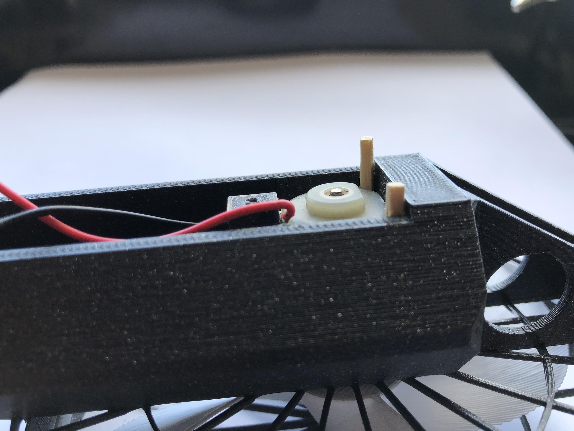 Mini Fan "Light Breeze" - Battery Powered - 3D Printed : 9 Steps (with ...