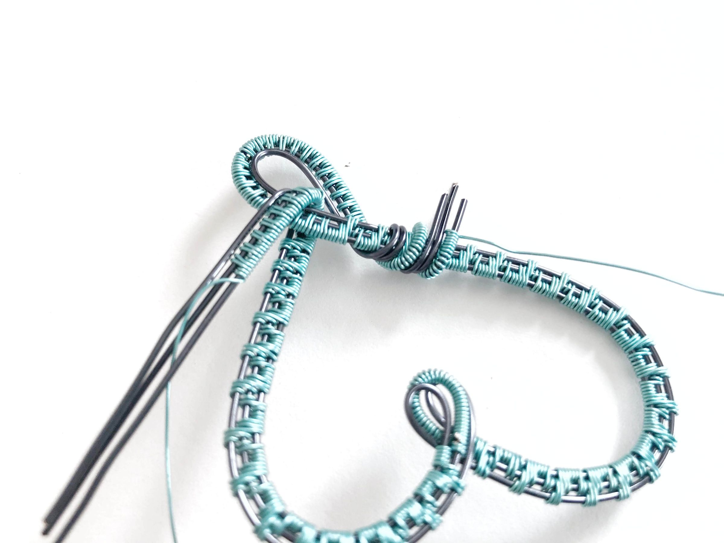 Woven Wire Hearts : 17 Steps (with Pictures) - Instructables