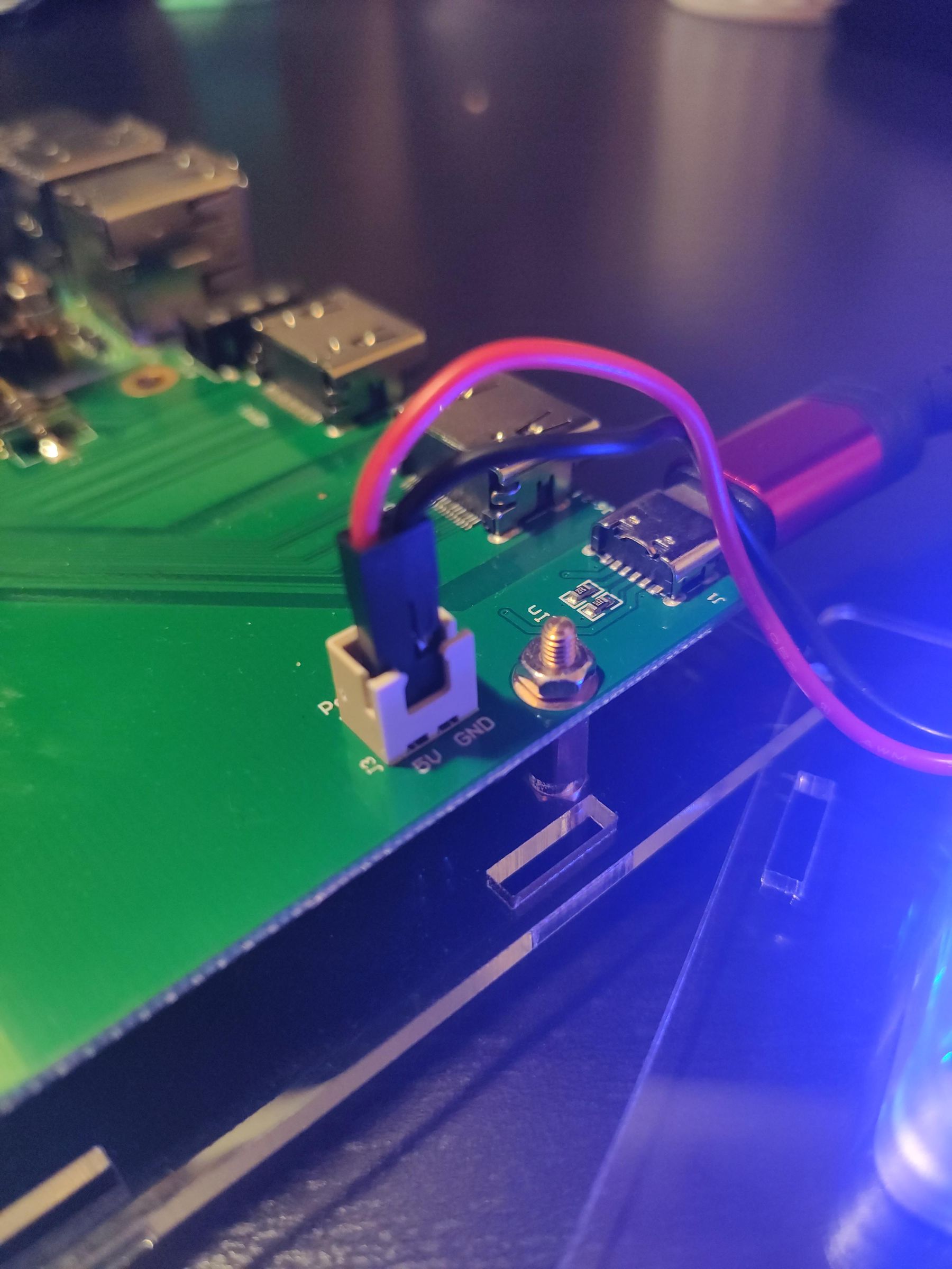 Desktop Pi Hardware Assembly : 12 Steps (with Pictures) - Instructables