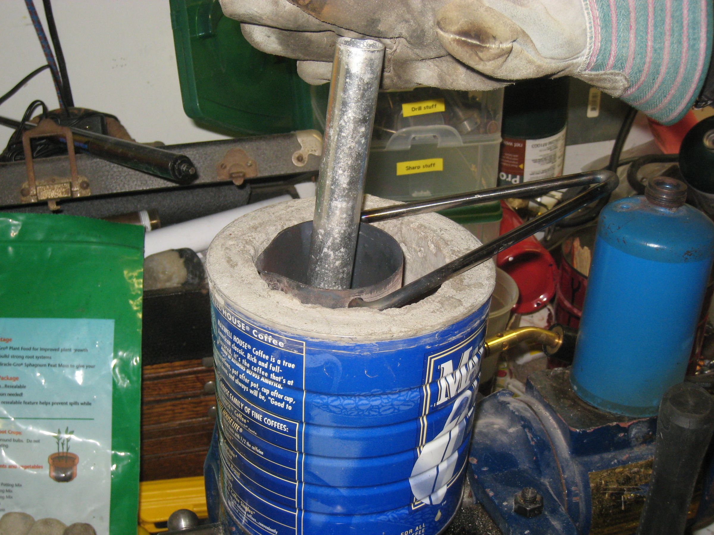 Ultimate Guide to Making a Cheap But Effective Aluminium Forge. : 5 ...