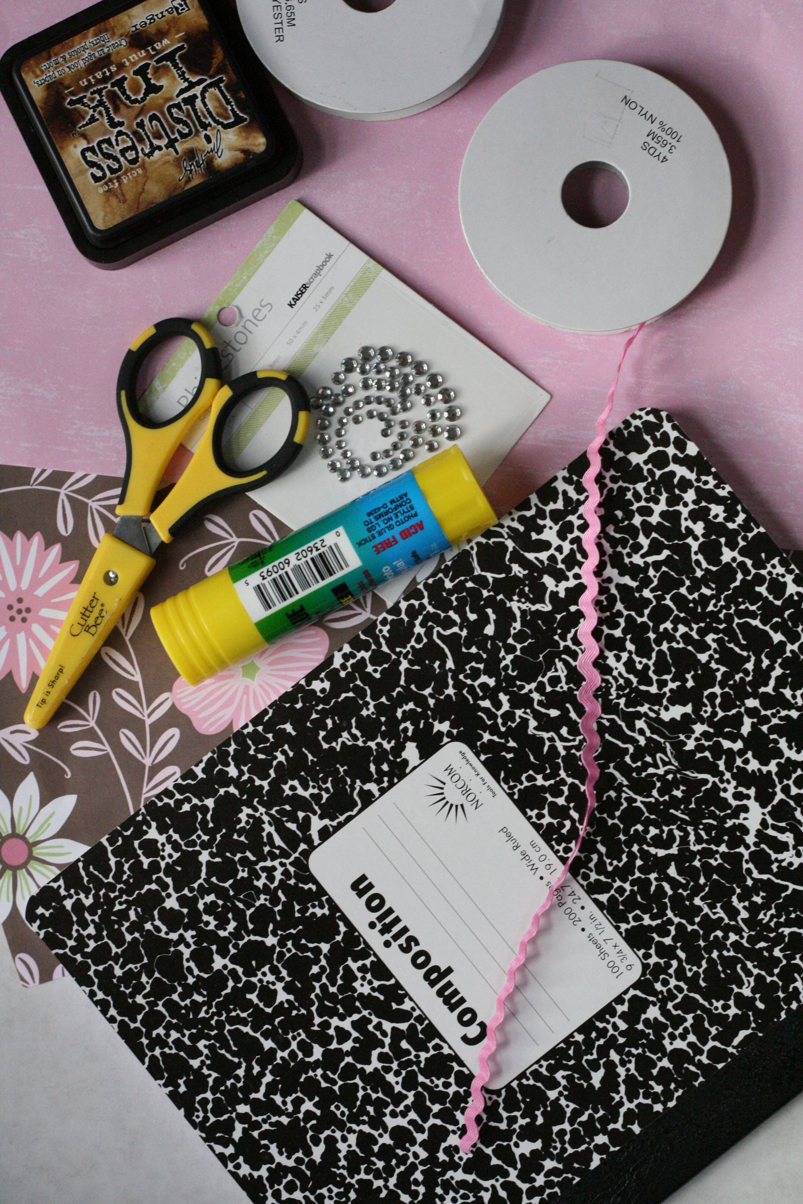 How to Decorate a Composition Journal : 10 Steps (with Pictures ...