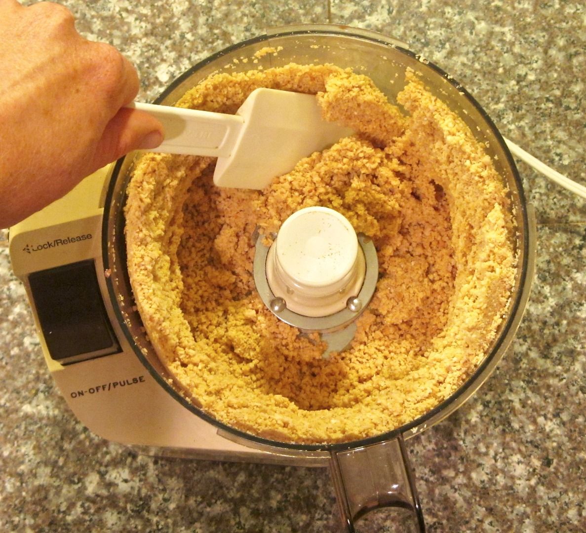 5 Minute Homemade Peanut Butter : 6 Steps (with Pictures) - Instructables
