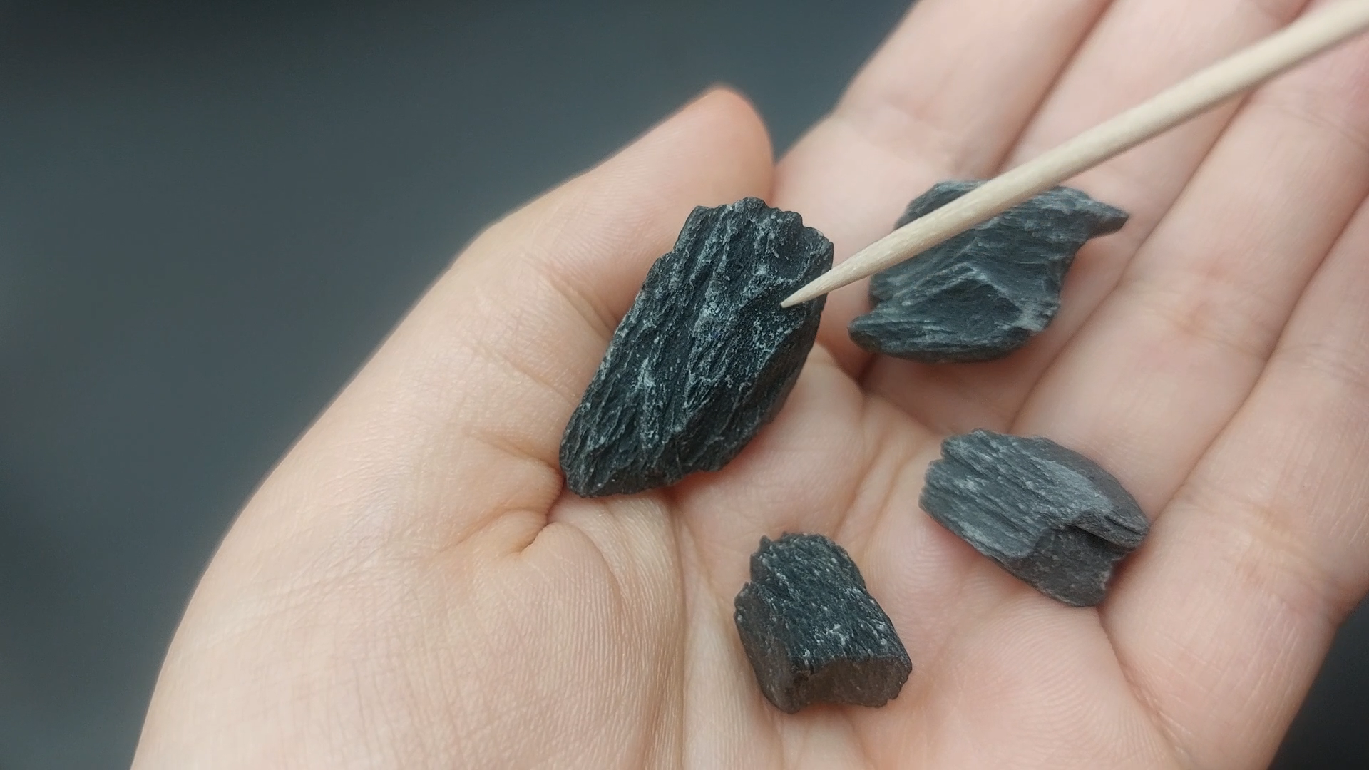 Iridescent Crystals Using Simple Materials : 6 Steps (with Pictures ...