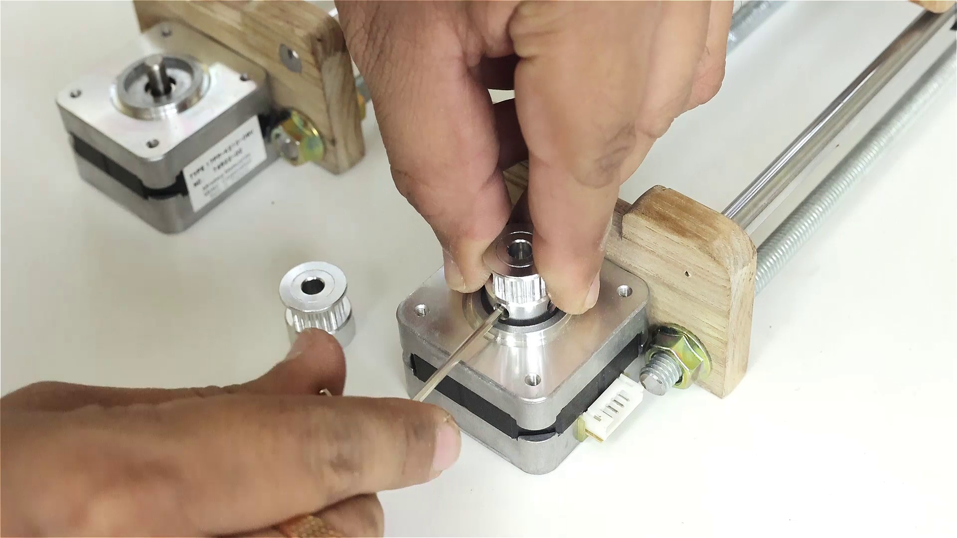 Writing Machine Using Wood : 19 Steps (with Pictures) - Instructables