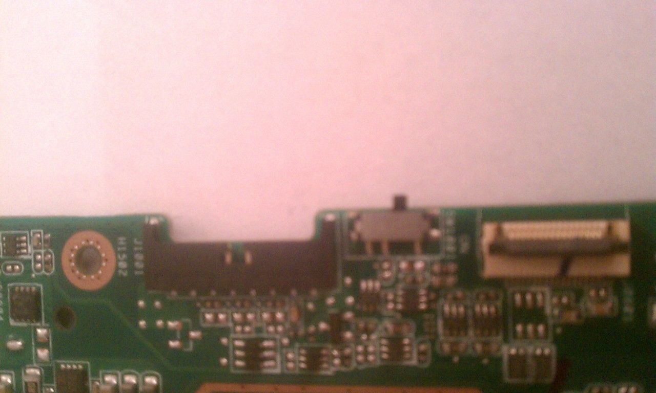 How to Disassemble the ASUS Transformer TF101 Keyboard Dock : 6 Steps ...