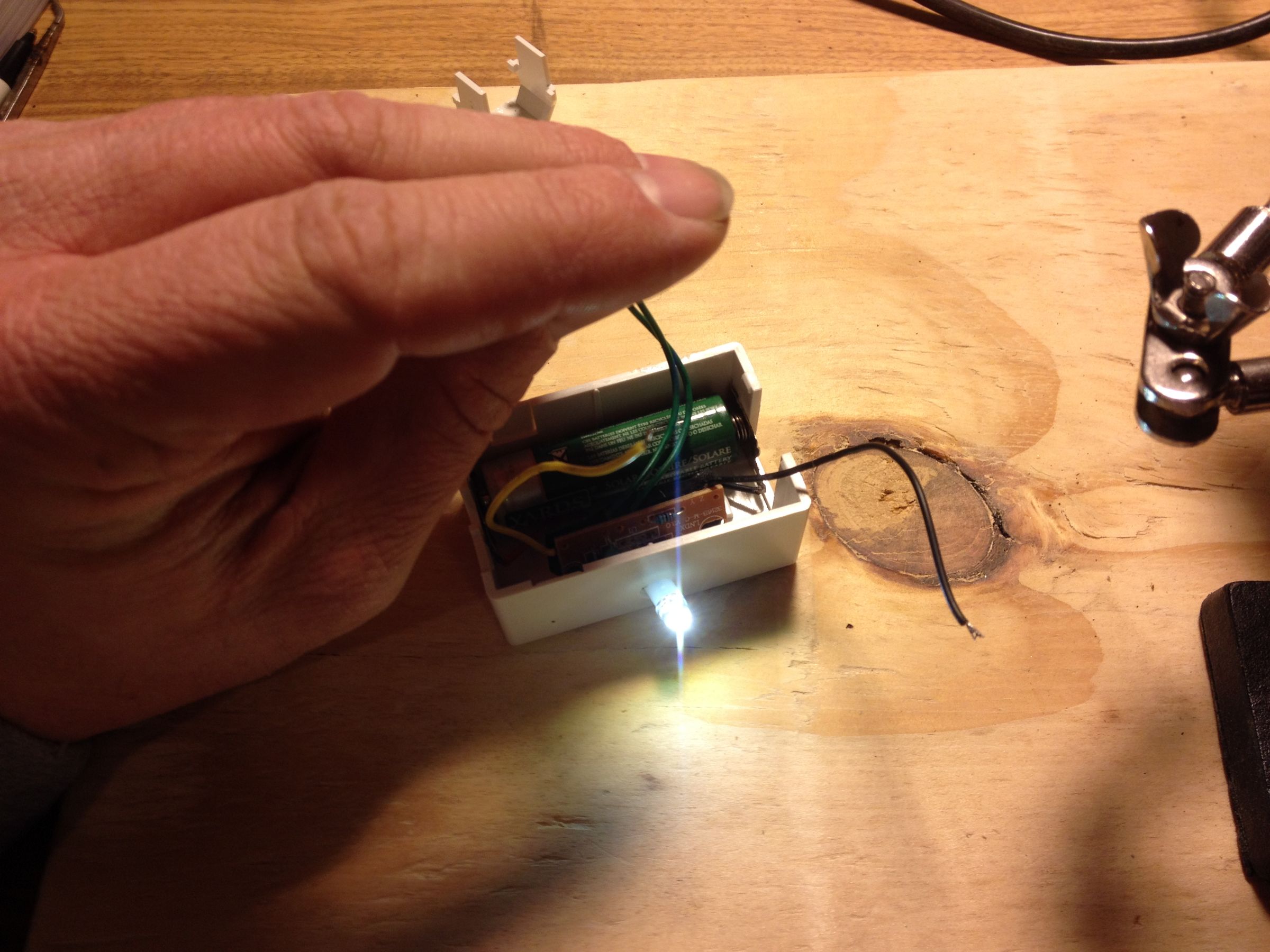 Solar-Powered Interior Mailbox Light : 9 Steps (with Pictures ...