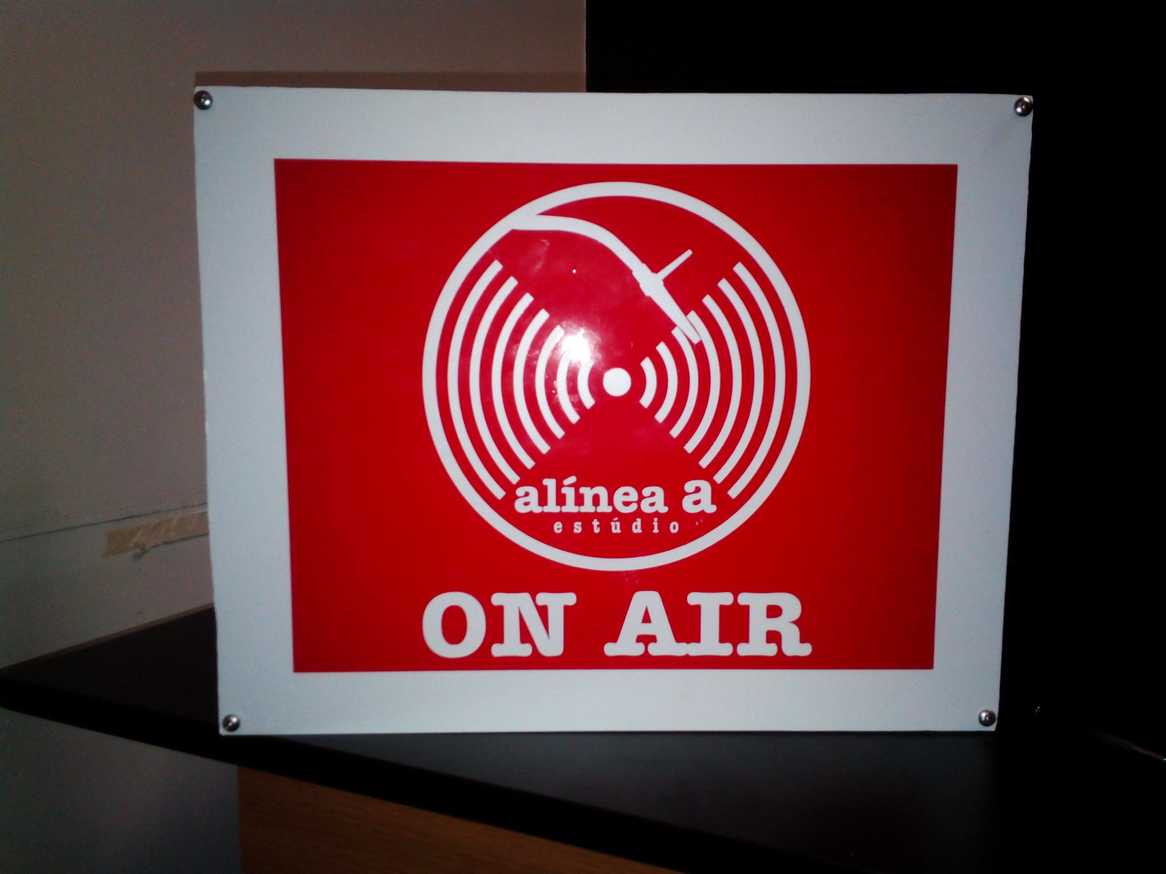 On Air Box, With Music Interaction : 4 Steps - Instructables