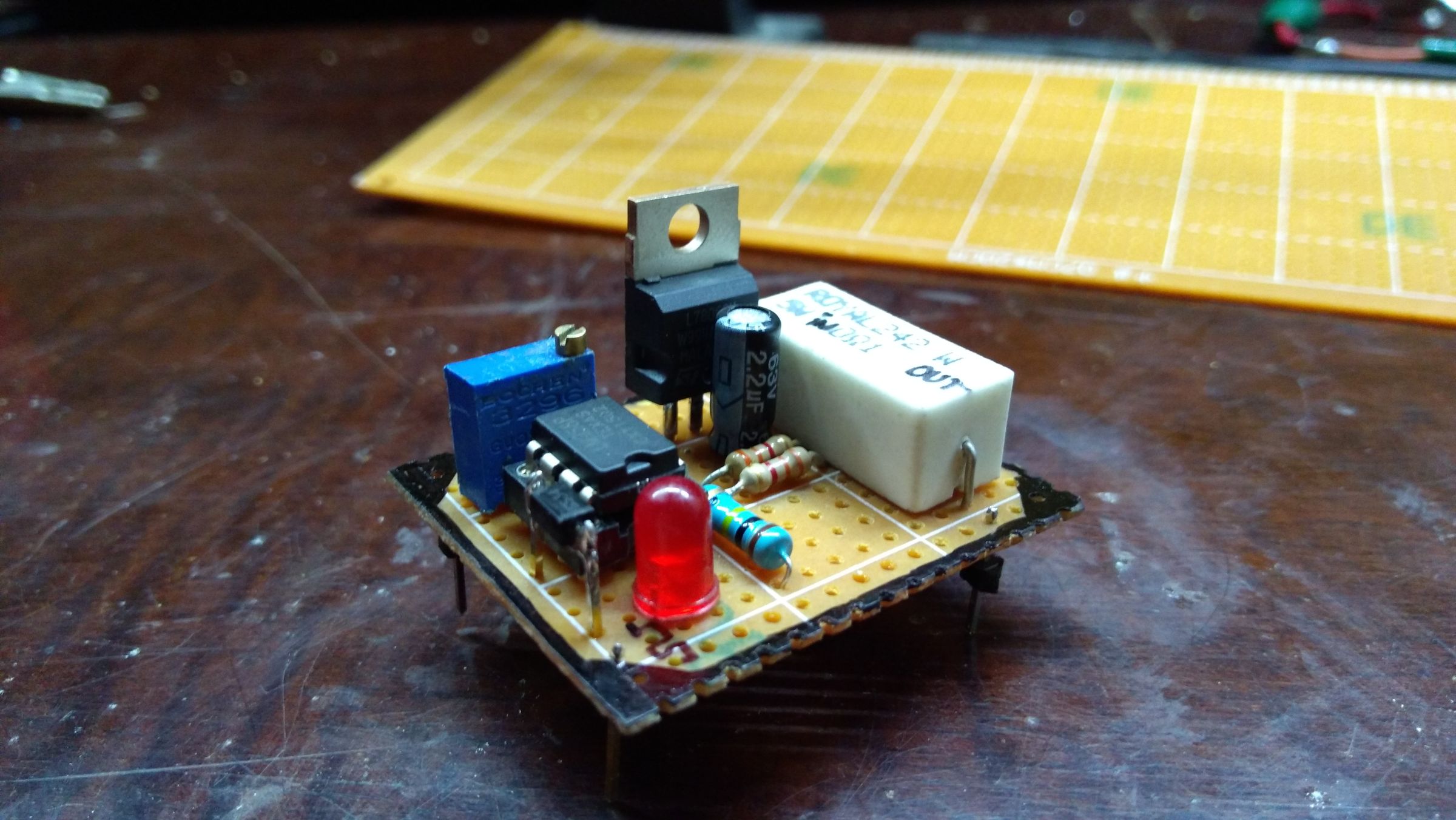 Adding a Current Limit Feature to a Buck/Boost Converter : 4 Steps ...