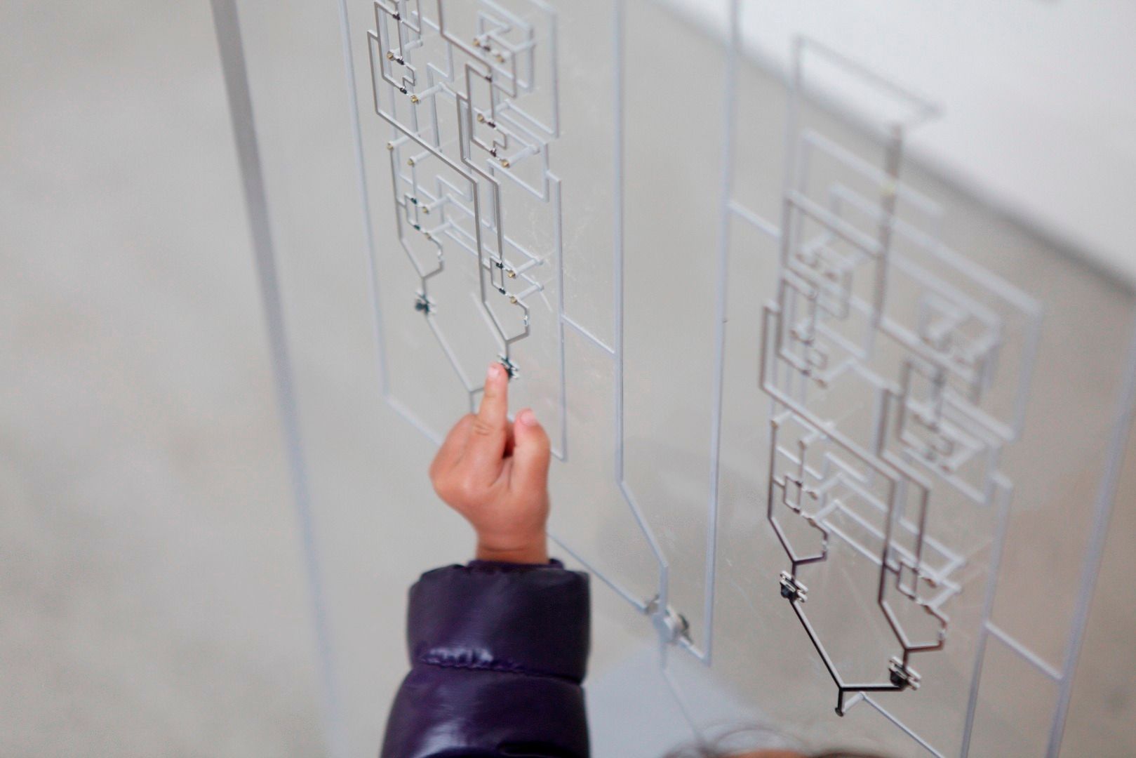 Inlaid Logic : a Giant Circuit Board Inlay Made Out of Waterjet ...