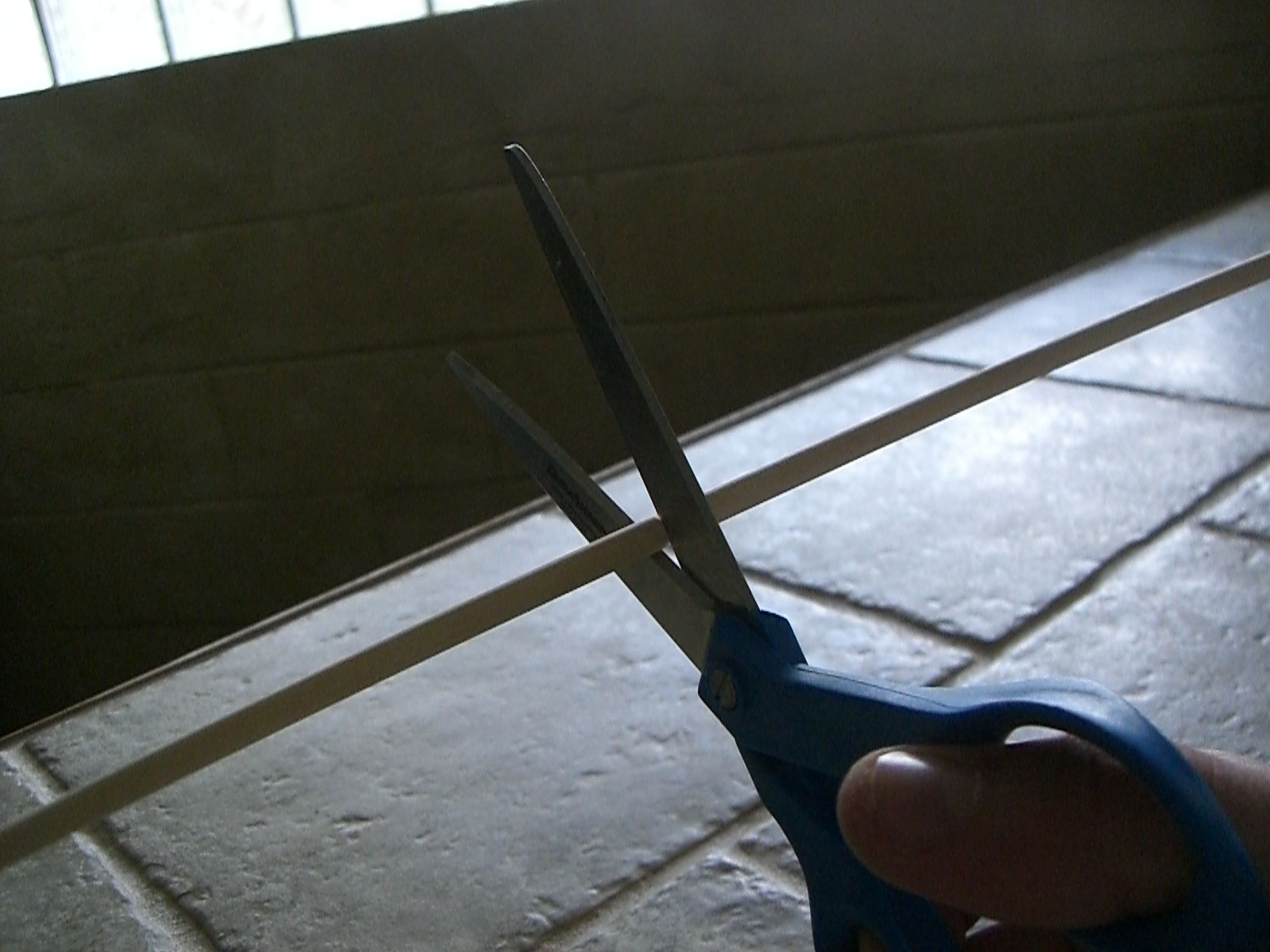How to Make a Very Cheap Homemade Pop Filter : 6 Steps - Instructables