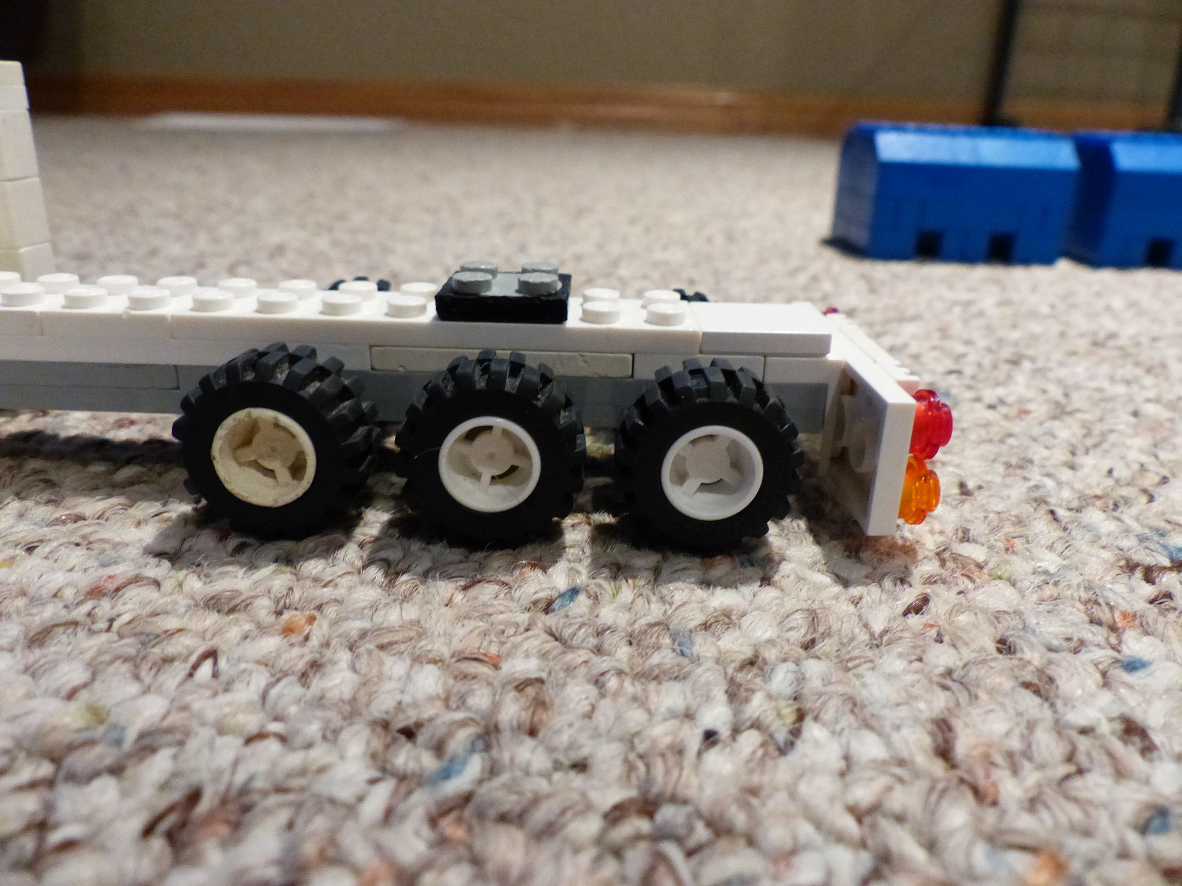 Lego Semi, Trailer, Forklift, and Crates : 4 Steps - Instructables