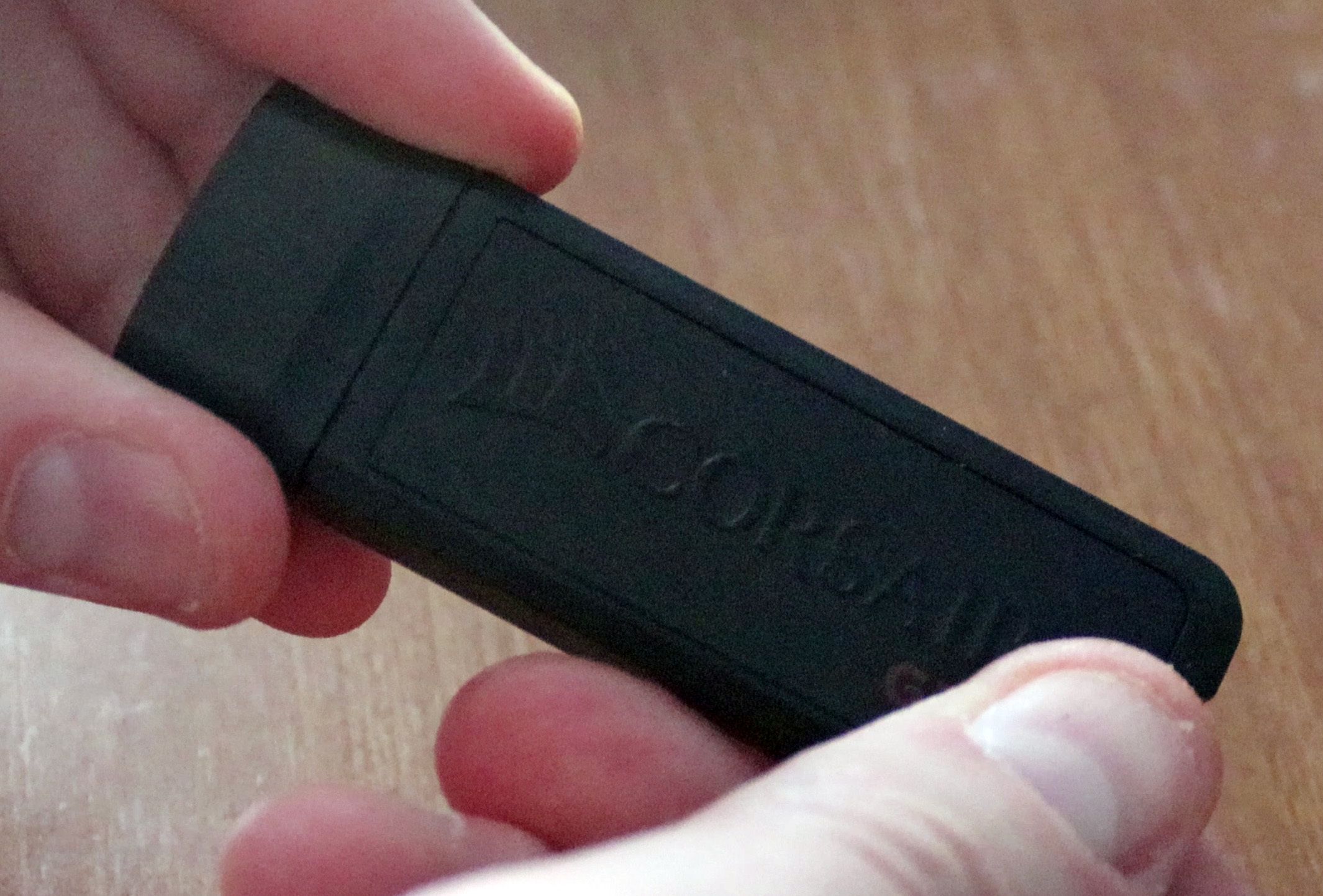 How to Tether Your Thumb Drive Cap : 3 Steps (with Pictures ...