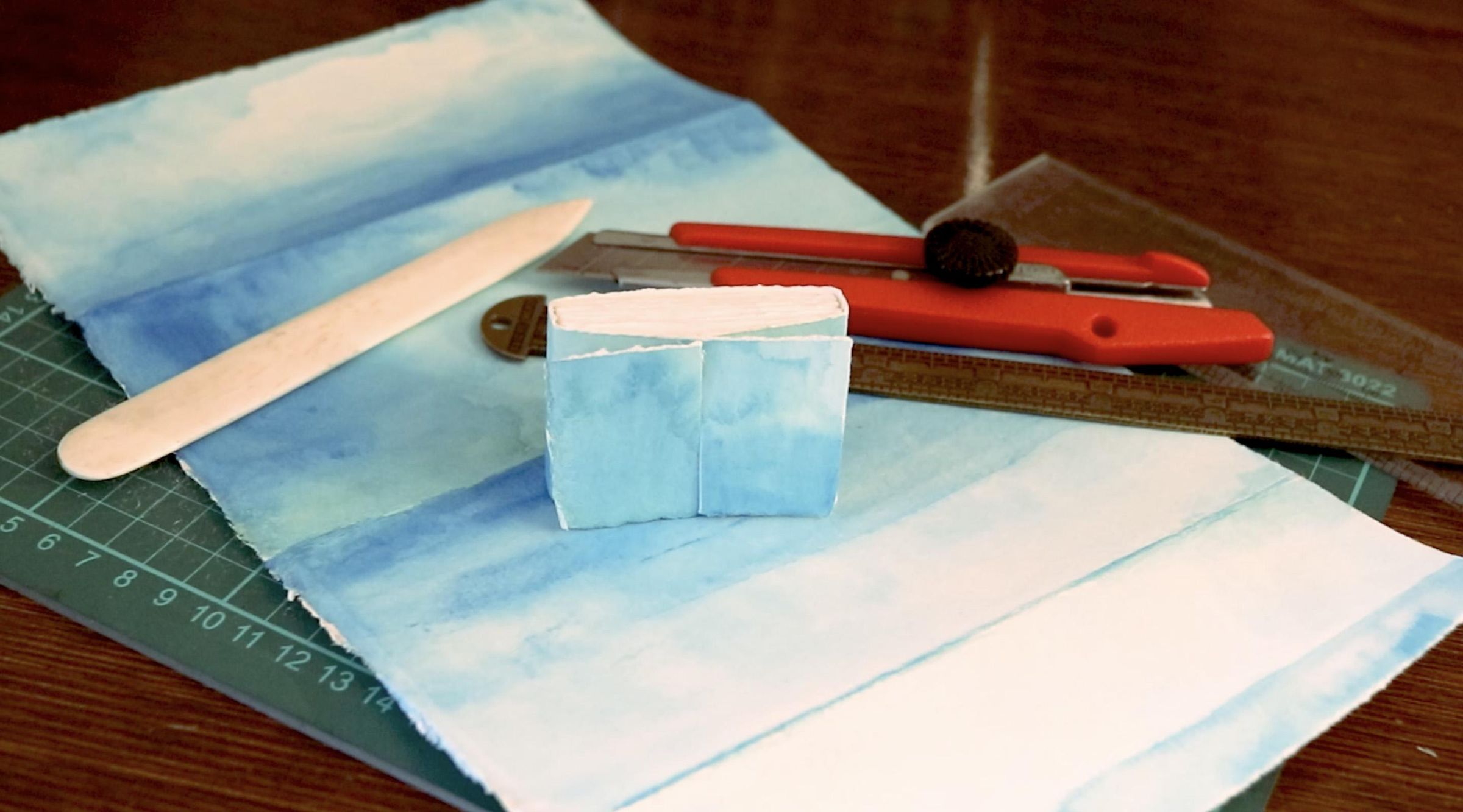 Paper Book Cover Without Glue or Sewing : 4 Steps (with Pictures ...